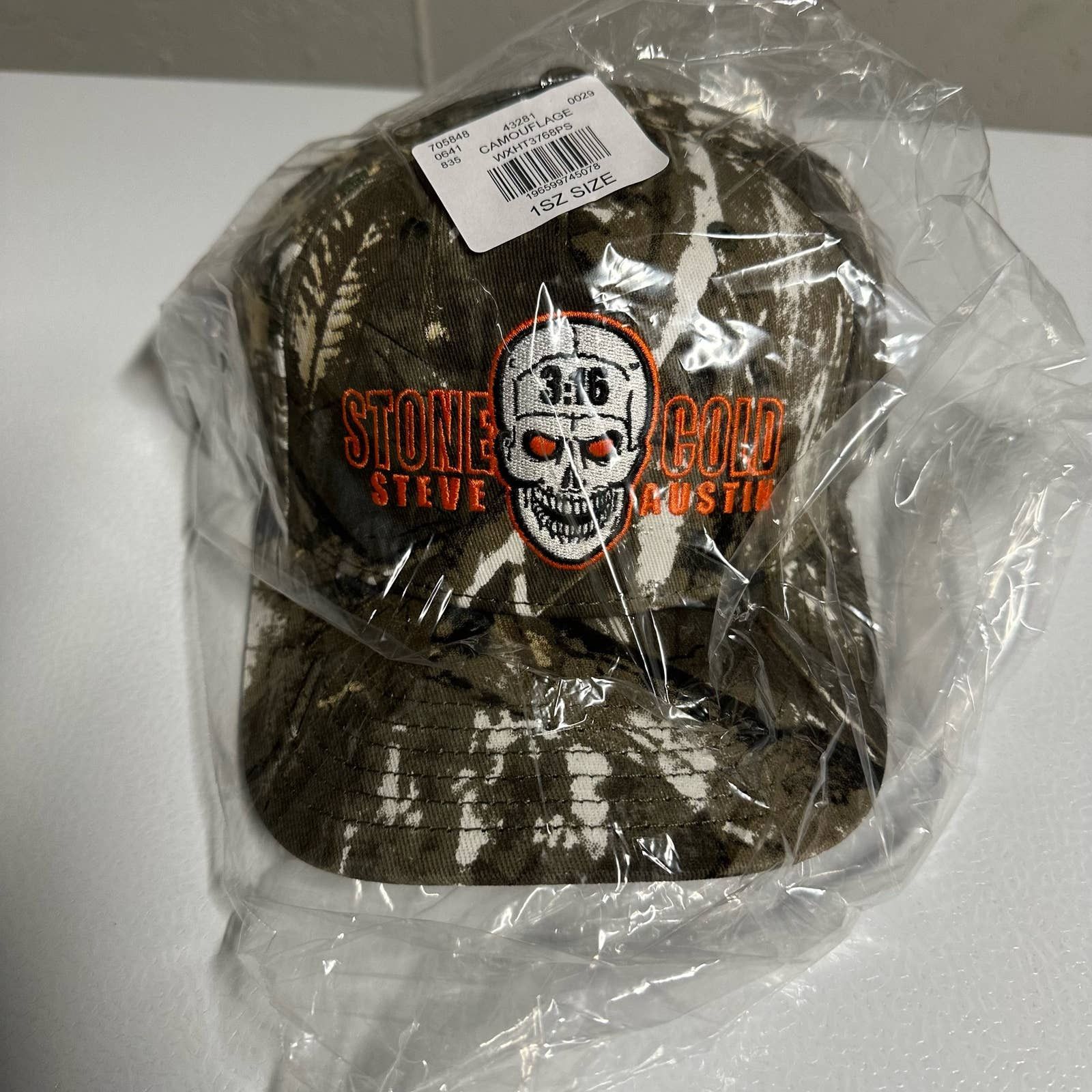 WWE Vintage Style WWE Stone Cold Steve Austin Realtree Camo Hat | Grailed