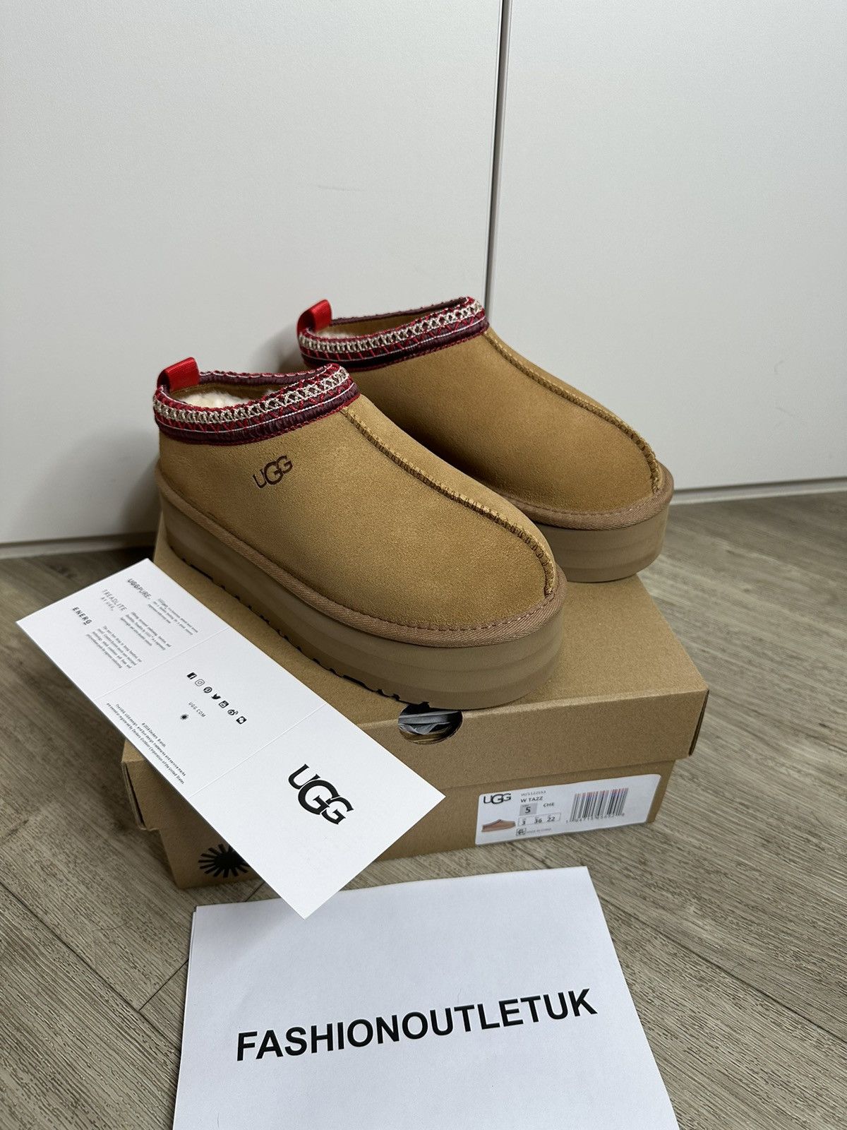 Ugg UGG Tazz Chestnut | Grailed