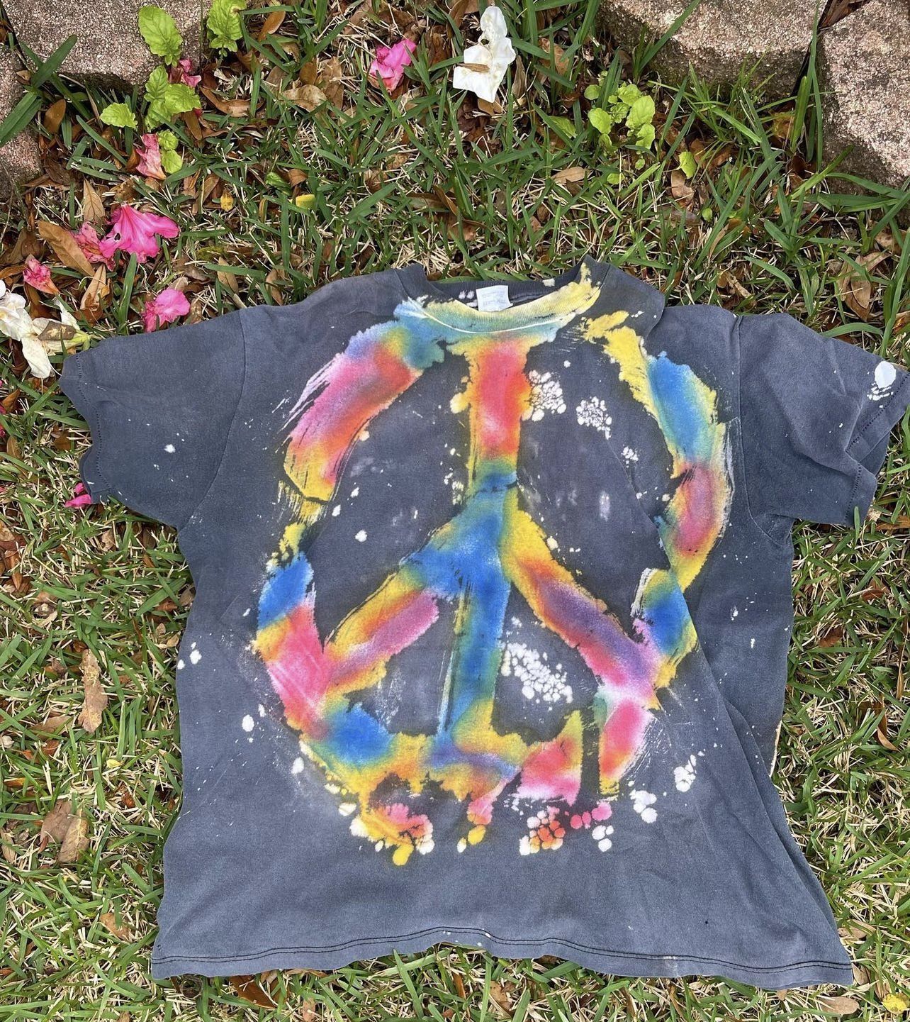 Vintage Vintage Very Rare 90s Peace Sign Mosquitohead T-Shirt | Grailed