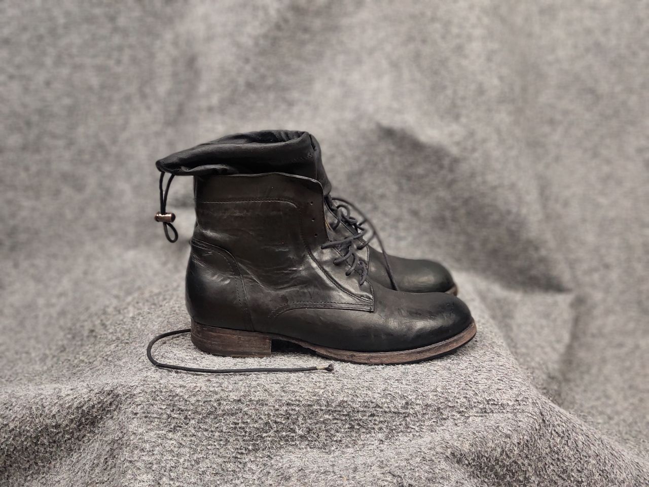 Avant Garde × Luxury × Vintage Vintage Guidi Style lace up Black ...