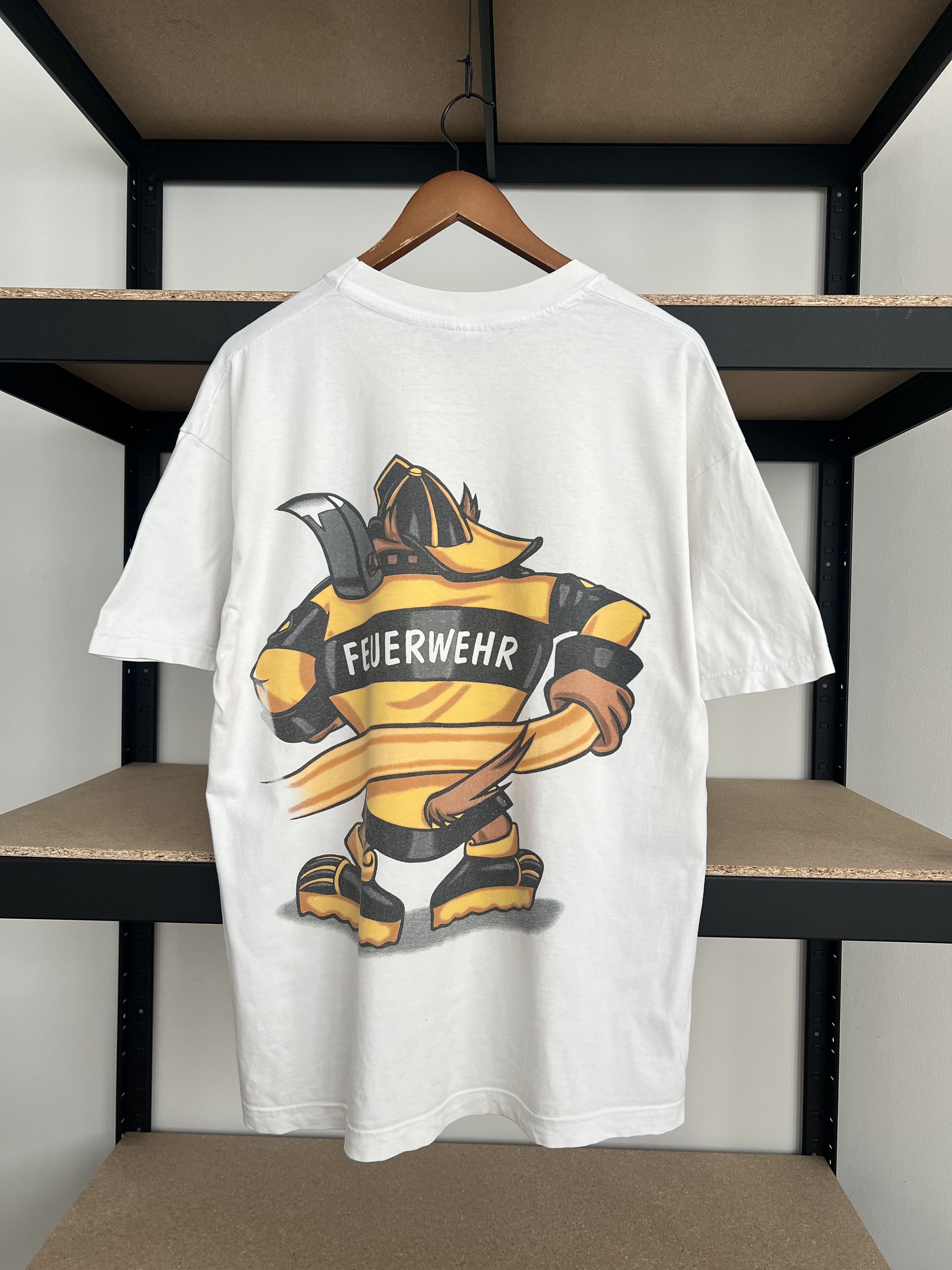 Vintage Vintage 90s Taz Tazmanian Firefighter White Tee | Grailed