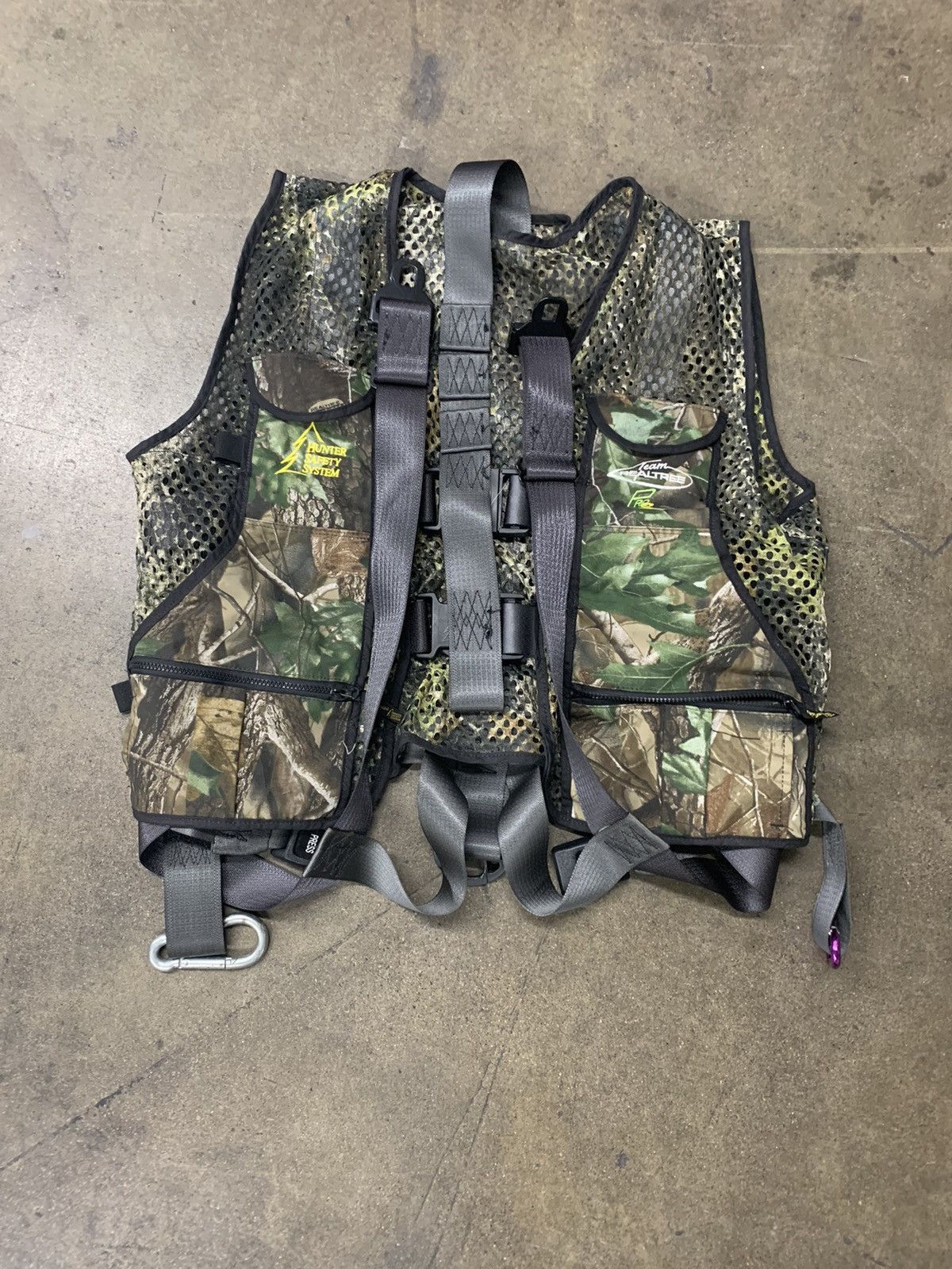 Vintage Vintage RealTree Mesh Tactical Vest | Grailed