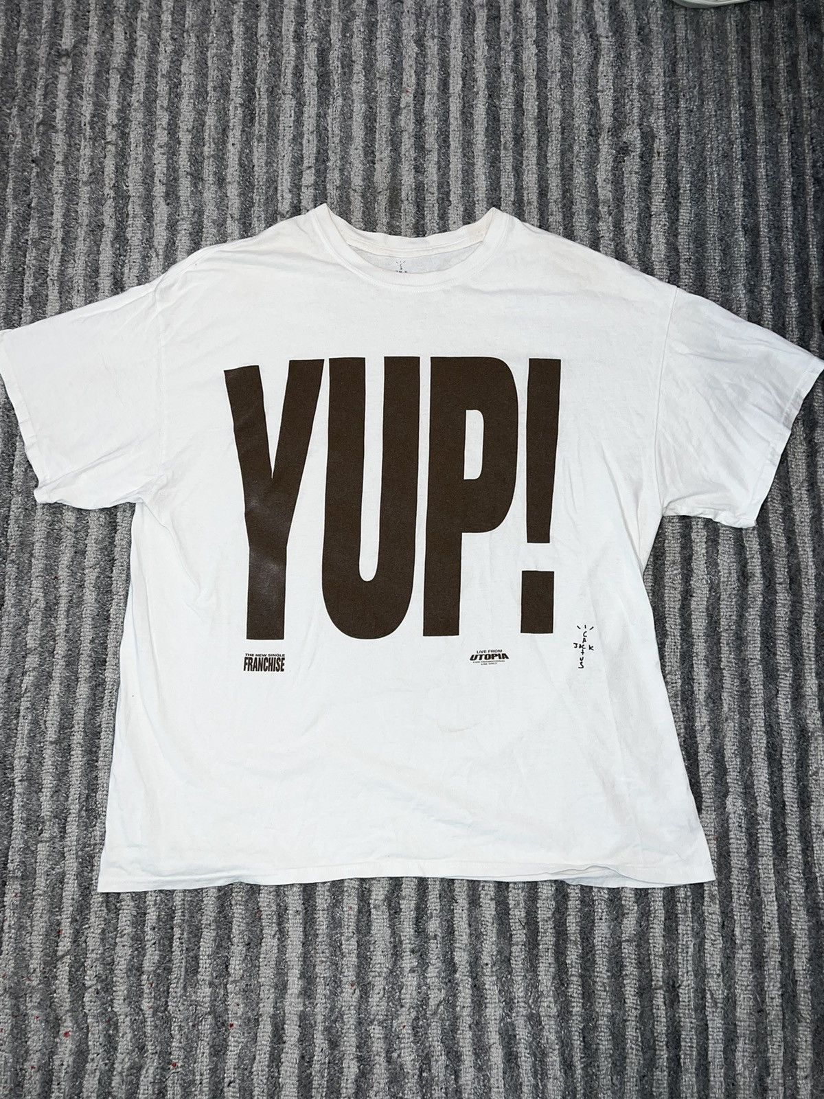 Streetwear × Travis Scott OS Travis Scott YUP! Tee | Grailed