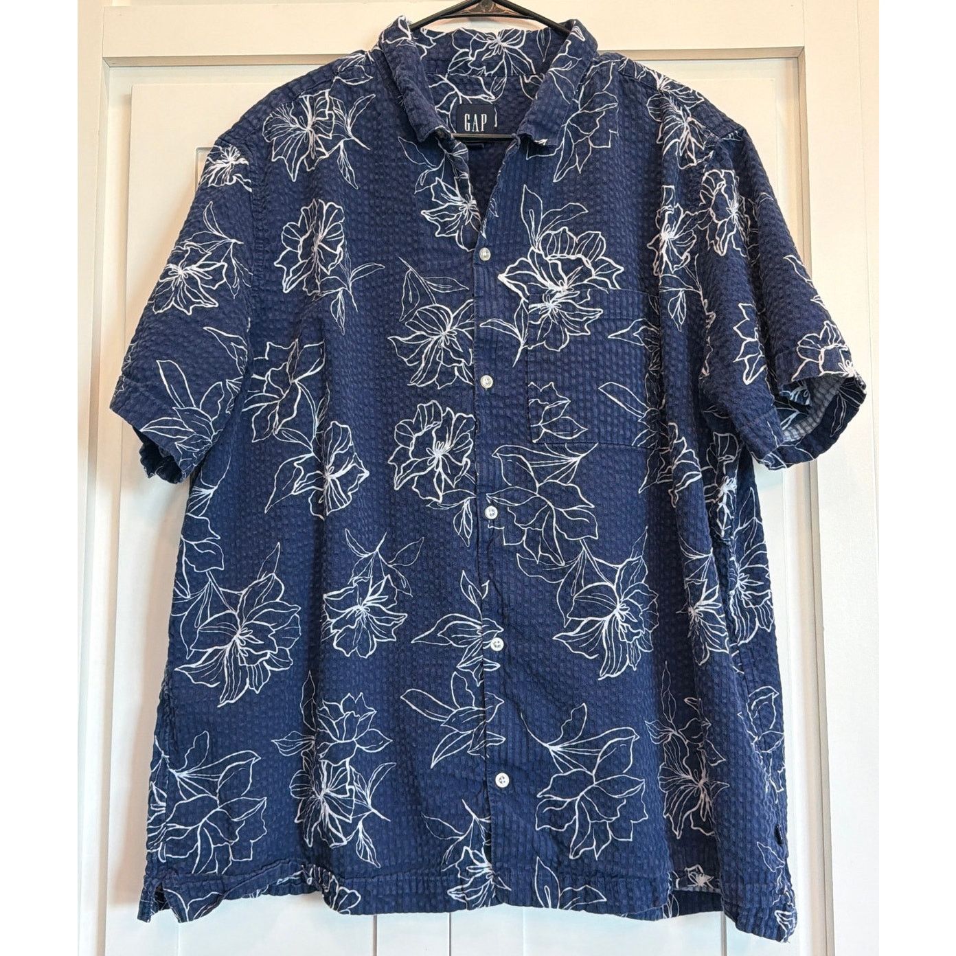 Gap GAP navy and white floral Poplin button up 100% Cotton 2XL | Grailed
