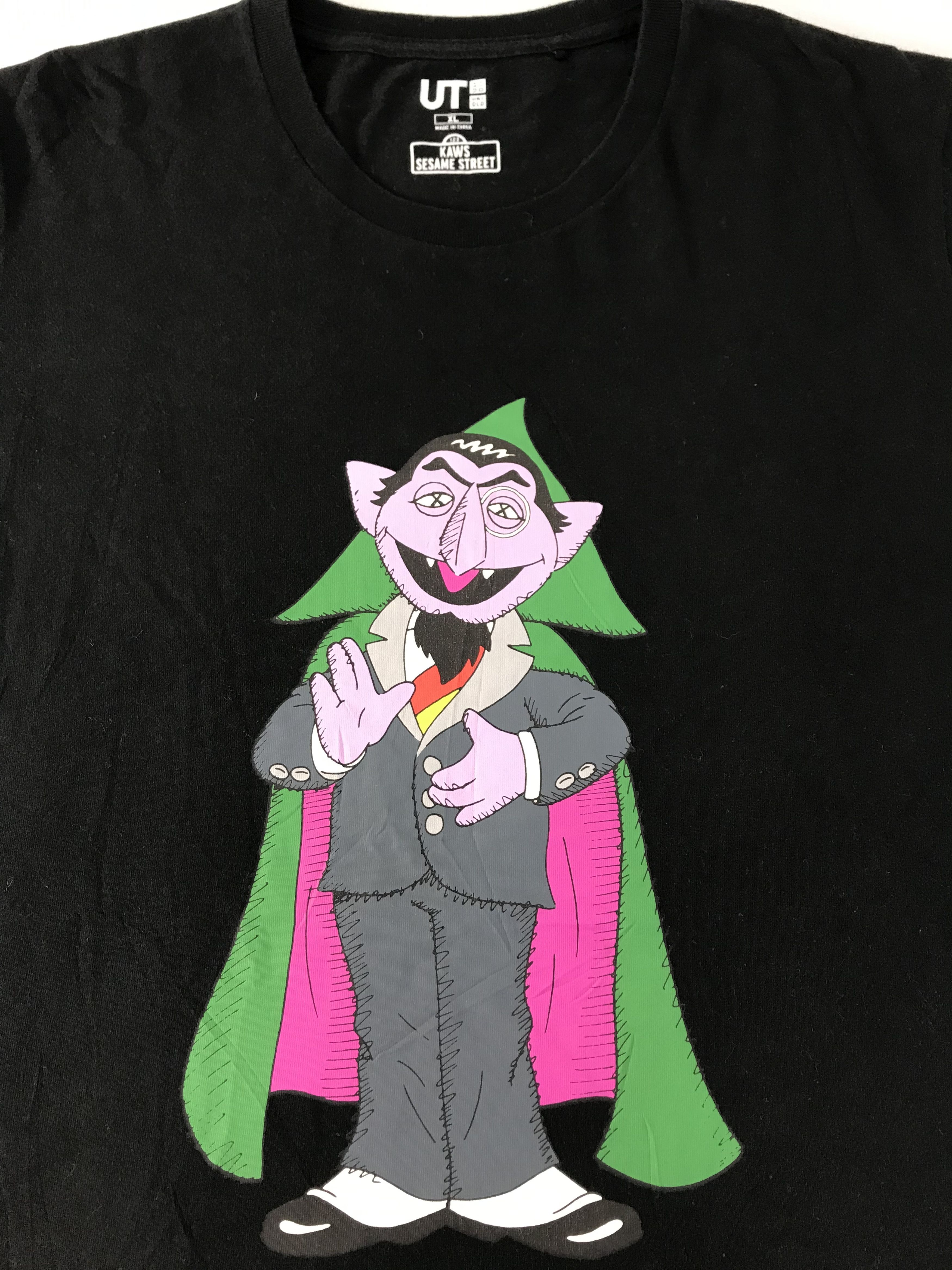 Hype × Kaws × Streetwear Kaws Sesame Street Von Count Dracula Muppet ...