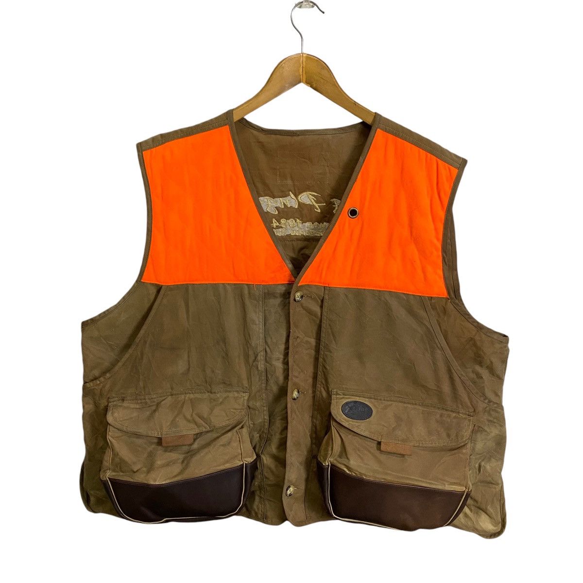 Hunter × Vintage Cabelas Big Plugger Tin Cloth Seabass Hunting vest ...