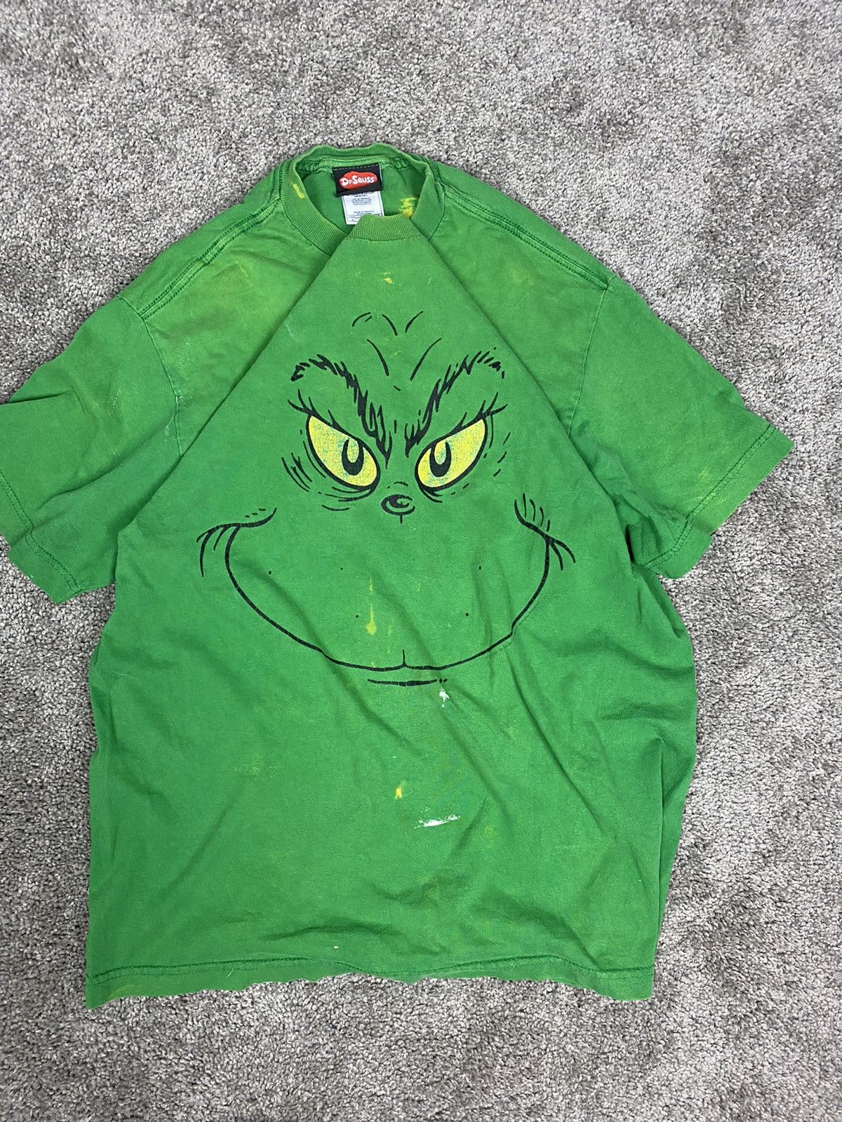Hype × Streetwear × Vintage Paint splattered y2k dr seuss grinch tshirt ...