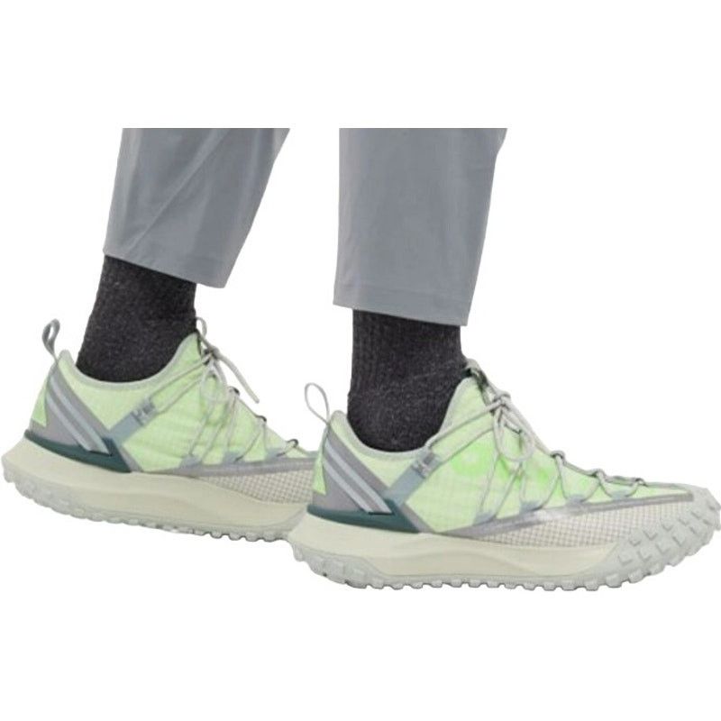 Nike Nike ACG Mountain Fly Low Sneakers Basketball Sea Glass 9 | Grailed