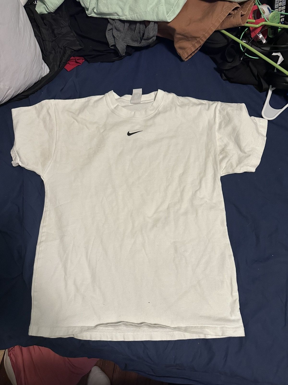 Fear of God × Nike Nike x Fear of God White Center Swoosh T Fear of God × Nike Nike x Fear of God White Center Swoosh T