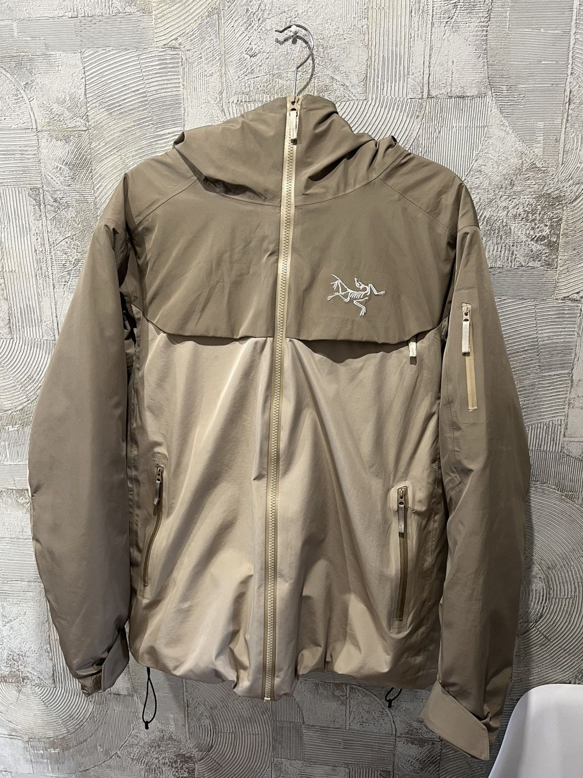 Arc'teryx Arcteryx Macai Beige Brown Down Jacket Windstopper gore tex ...