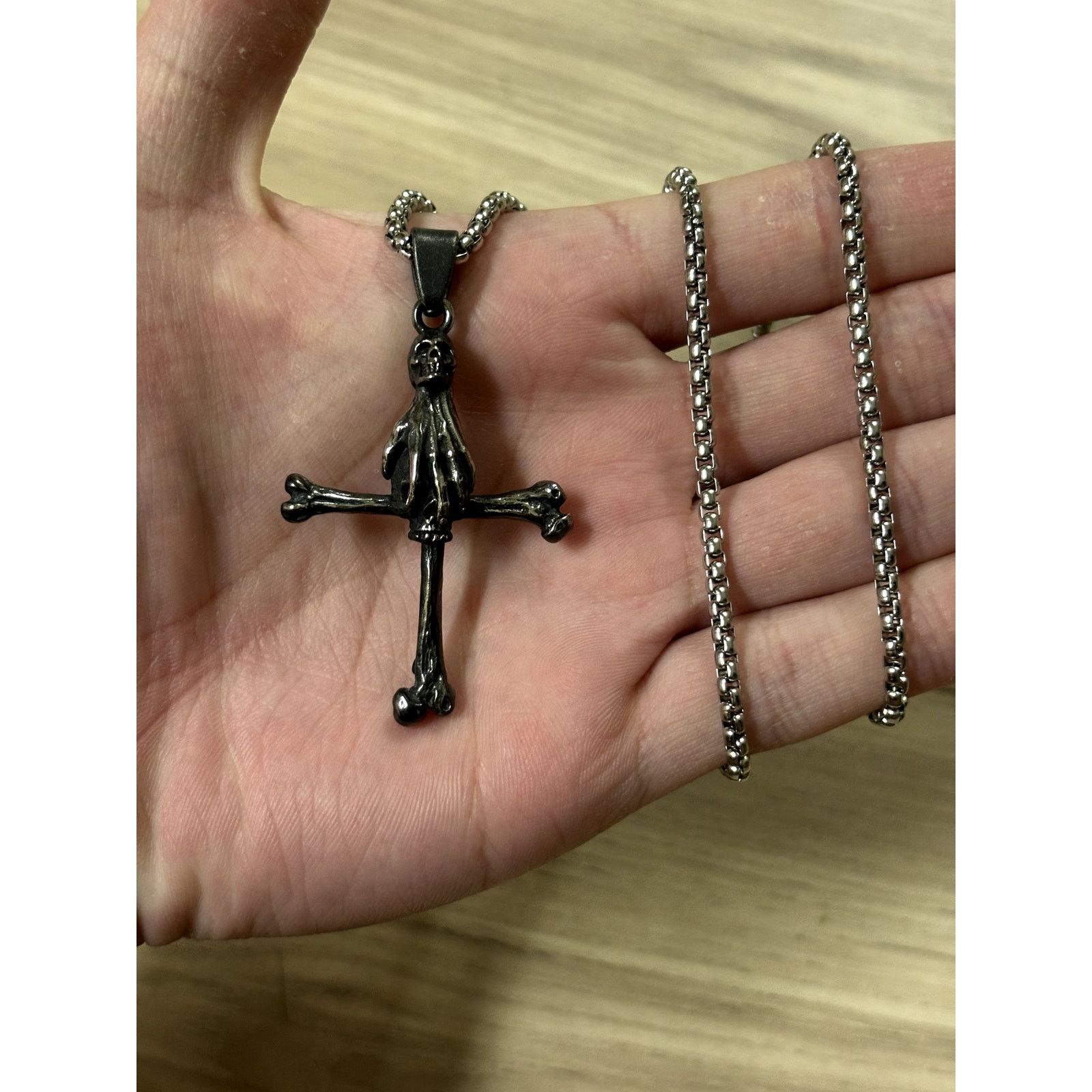 Japanese Brand × Streetwear × Vintage BB4b - Hand Over Skull Cross ...