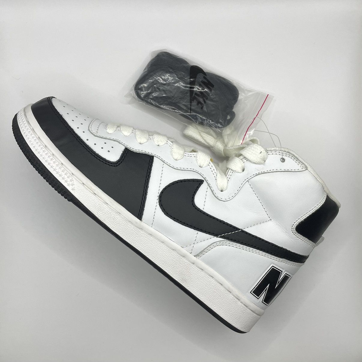 Nike 2003 SAMPLE NIKE TERMINATOR HI BLACK WHITE panda dunk sb | Grailed