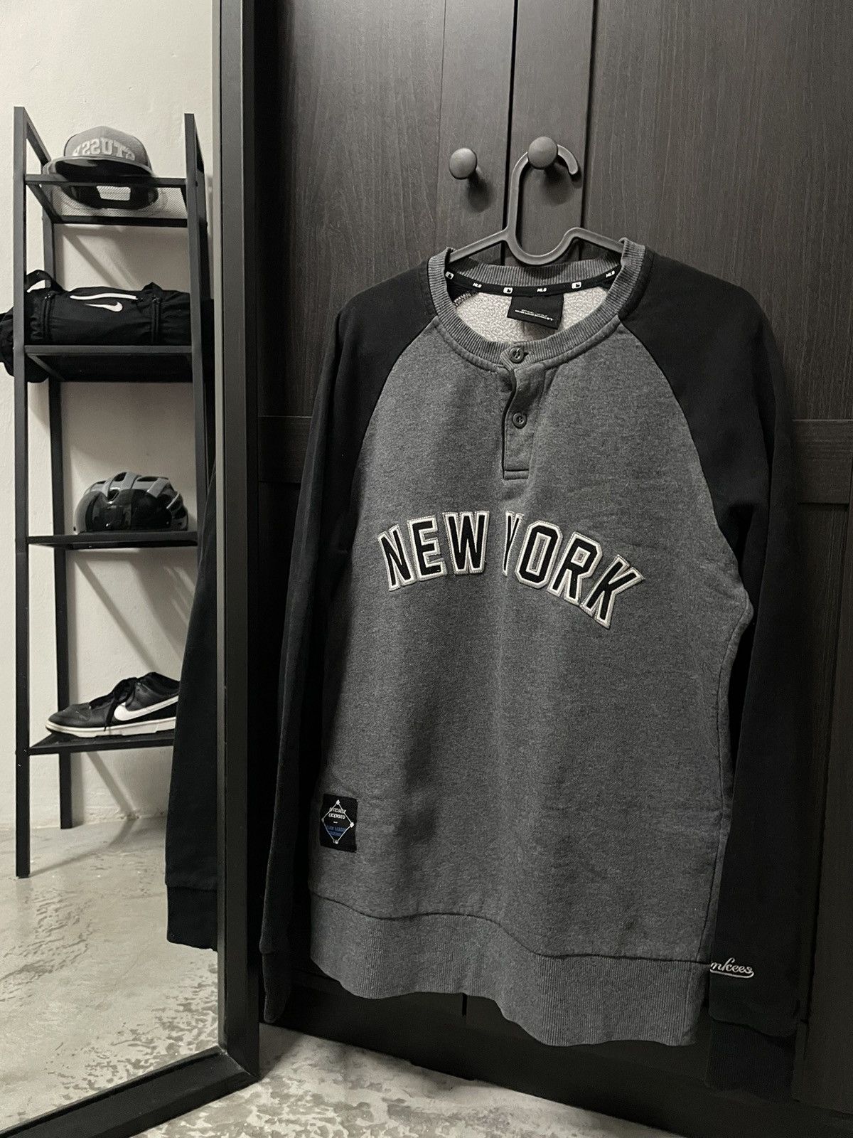 MLB × Streetwear MLB NEW YORK YANKEES SWEATSHIRT | Grailed