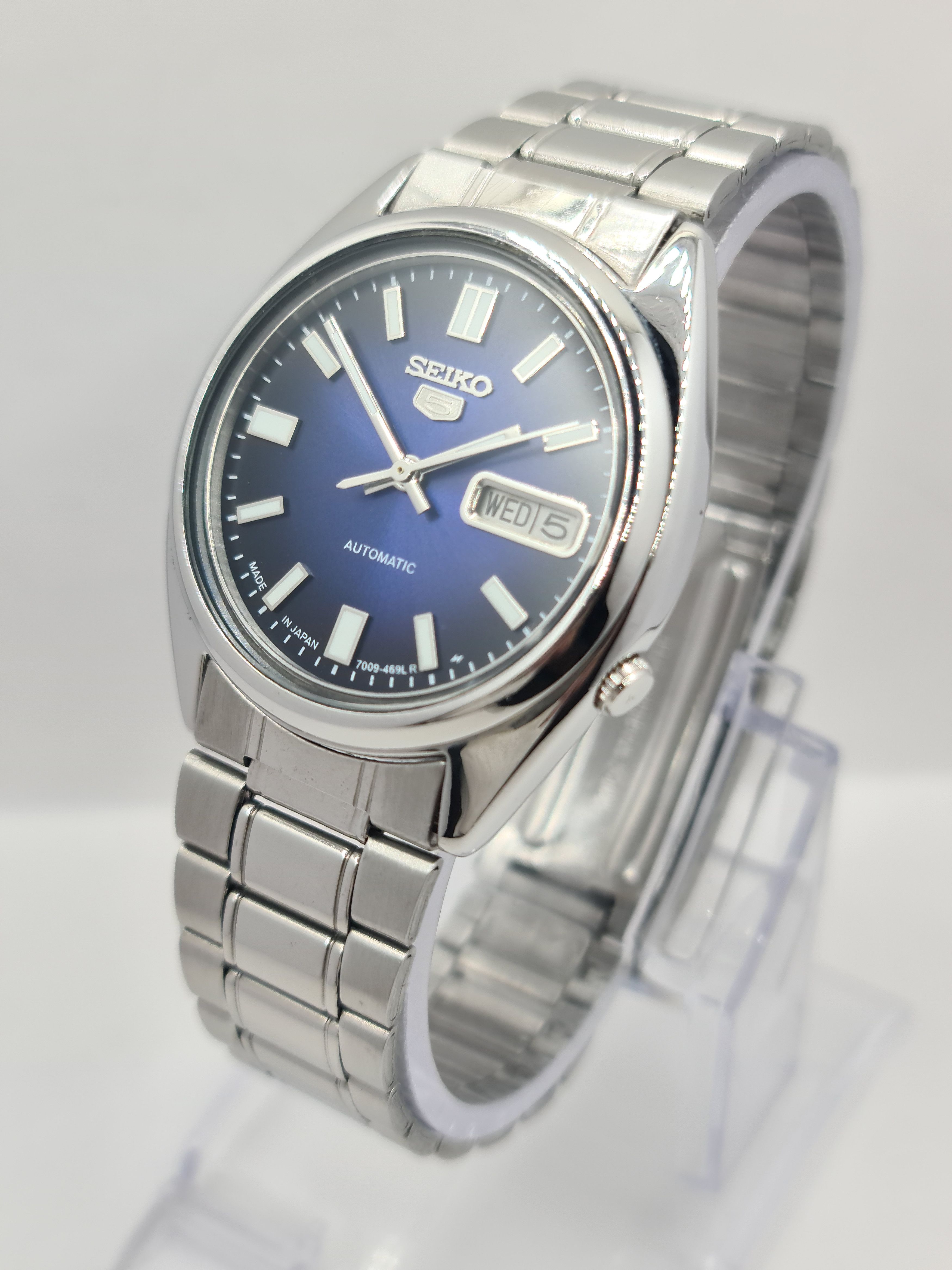 Seiko × Vintage Seiko 5 Automatic Wrist Watch 17 Jewels Day/Date Japan | Grailed