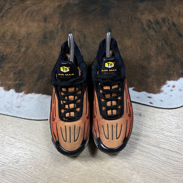 Nike NIKE TN AIR MAX PLUS Drill Swoosh Shoes Sneakers Lava Tiger | Grailed