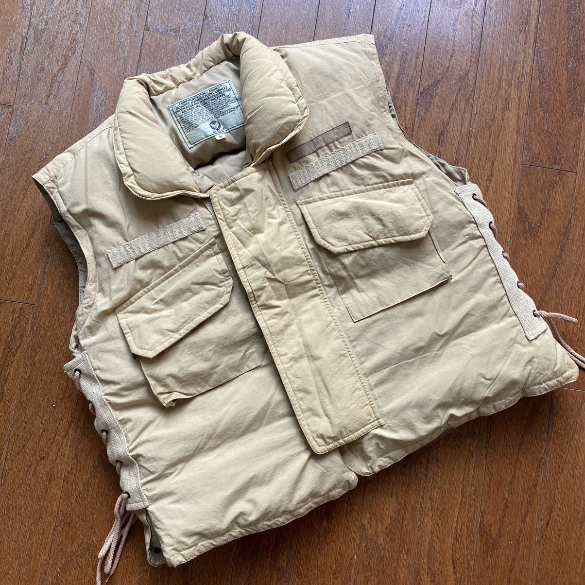 Avirex Avirex Vintage Military Down Filled Army Flight Vest Medium ...