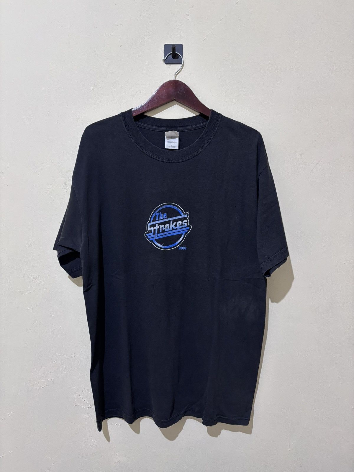 Band Tees VINTAGE THE STROKES THE WYCKYD SCEPTER TOUR 2000’S ERA | Grailed