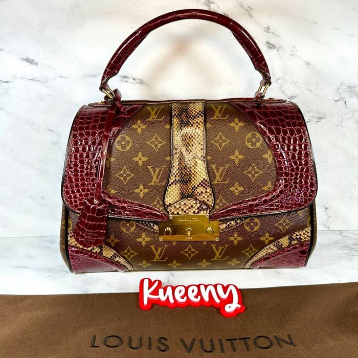 Louis Vuitton Louis Vuitton Crocodile Monogram Monogramissime bag ...