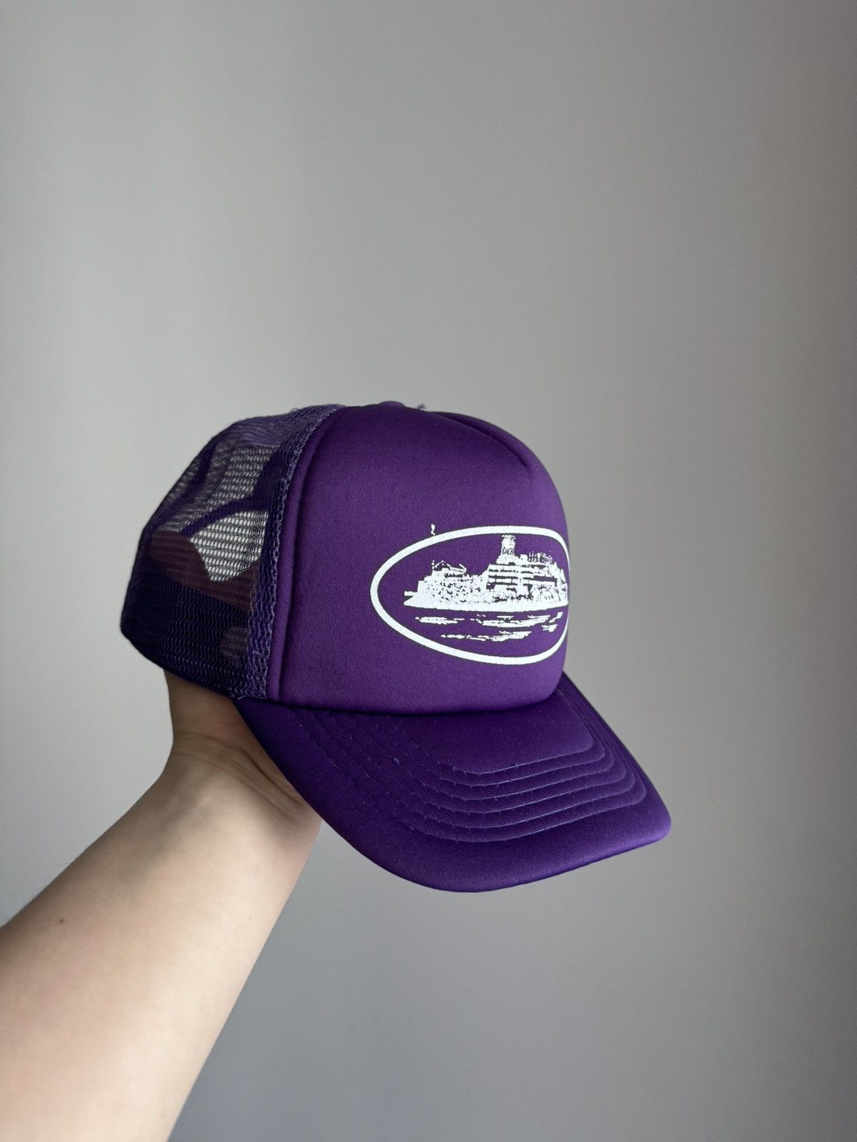 Streetwear Corteiz Alcatraz Big Logo Trucker Hat Cap | Grailed