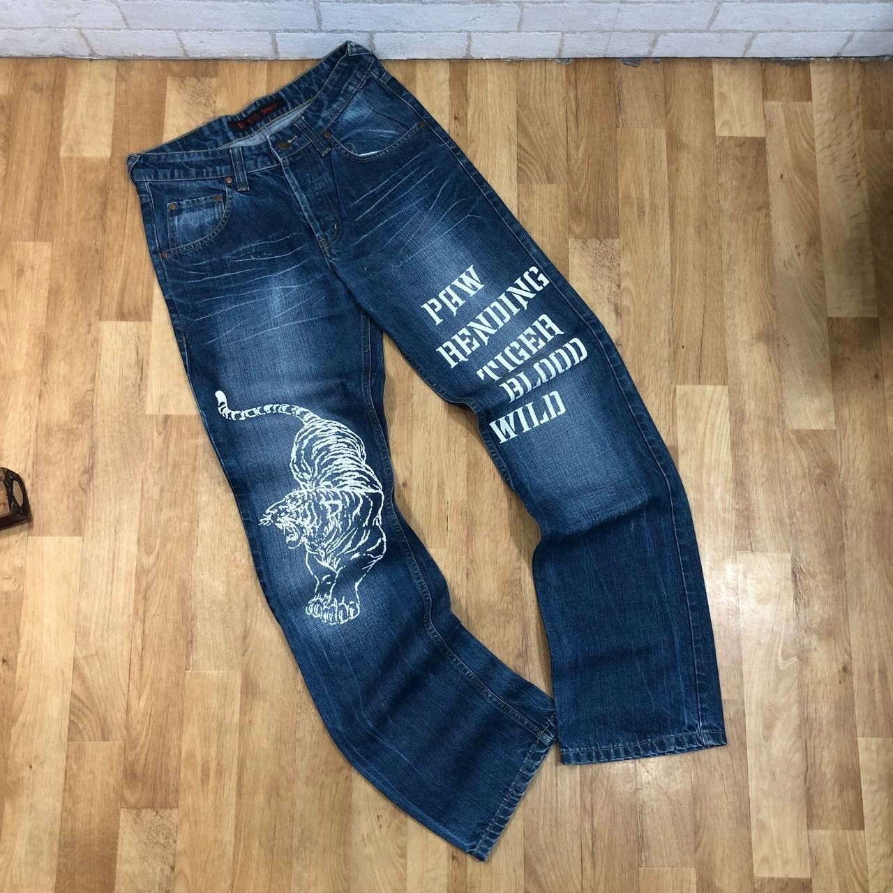 Vintage Crazy Vintage Y2K Ed Hardy Script Tiger Painted Baggy Jeans ...