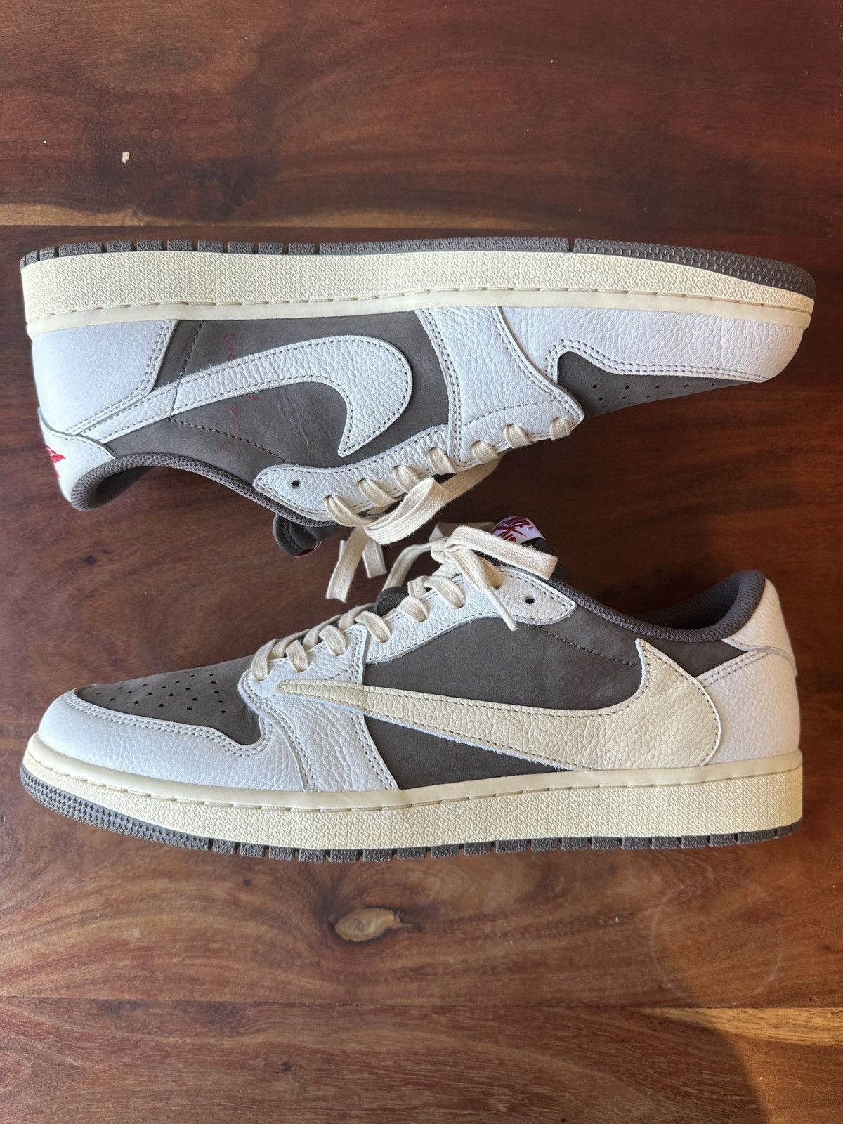 Jordan Brand × Nike × Travis Scott Travis Scott - Reverse Mocha Low ...