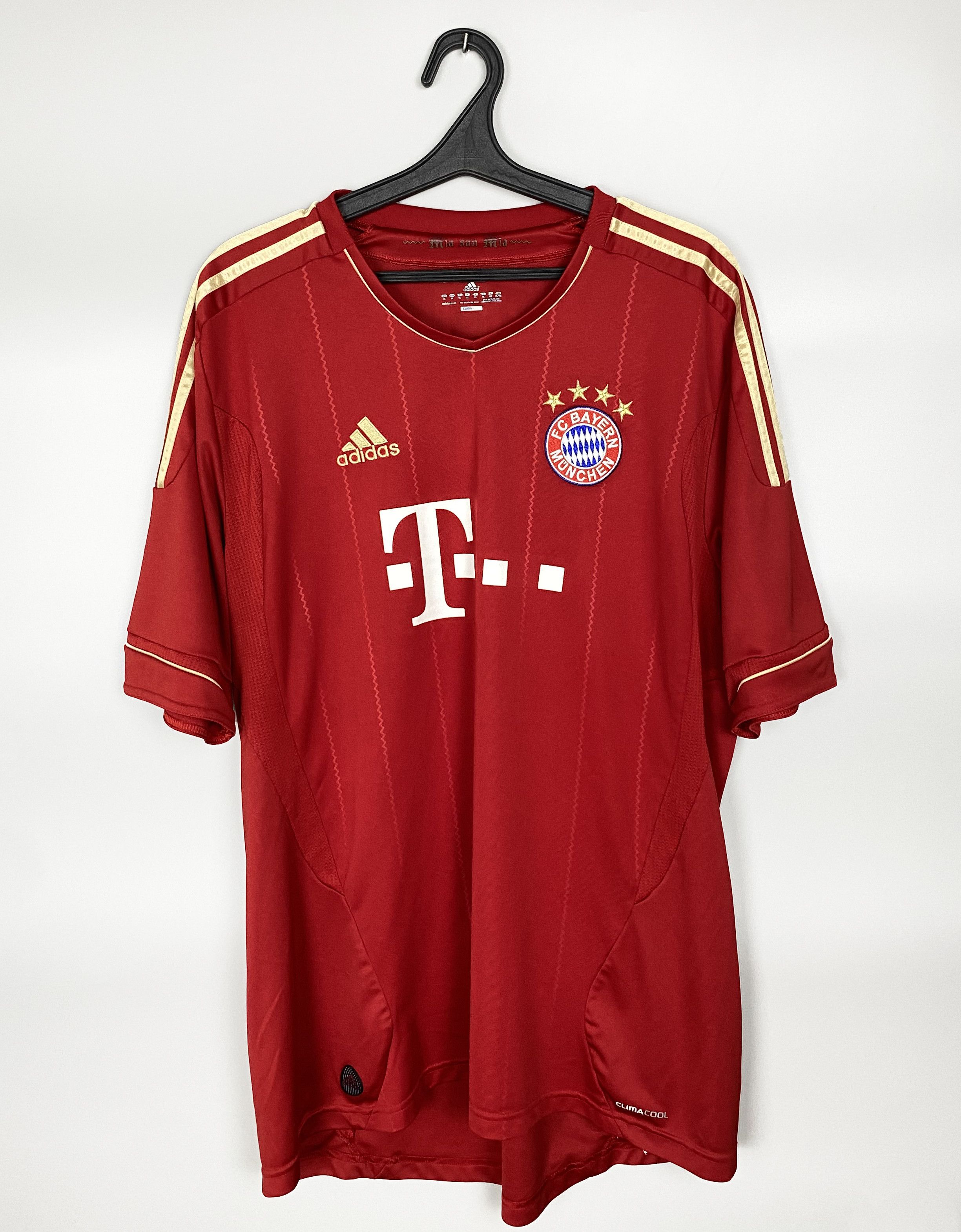 Adidas × Soccer Jersey Bayern Munich 2011/12 Adidas Home Football ...