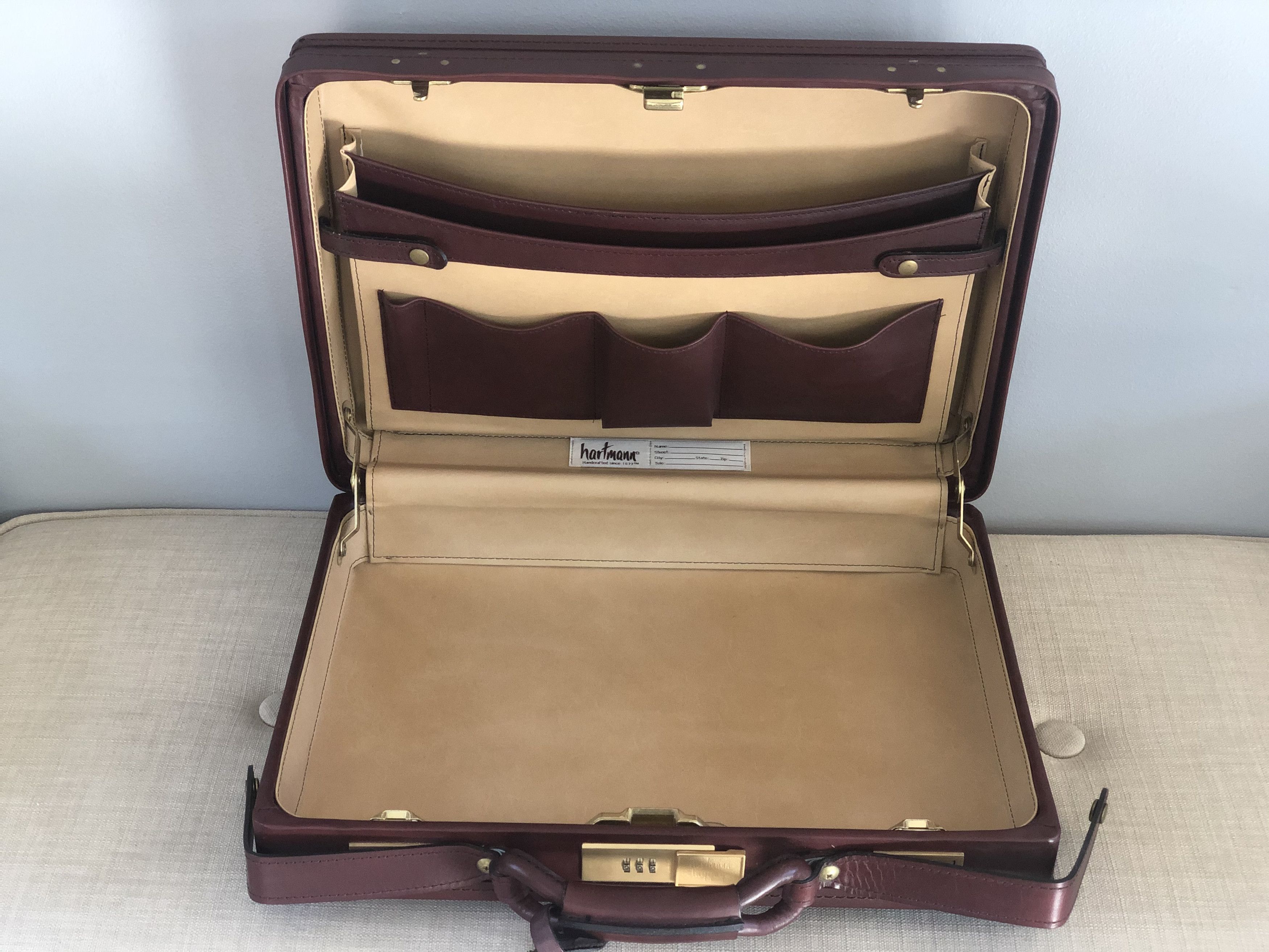 Hartmann Luggage Hartmann Luggage Vintage Leather Hardshell Briefcase ...