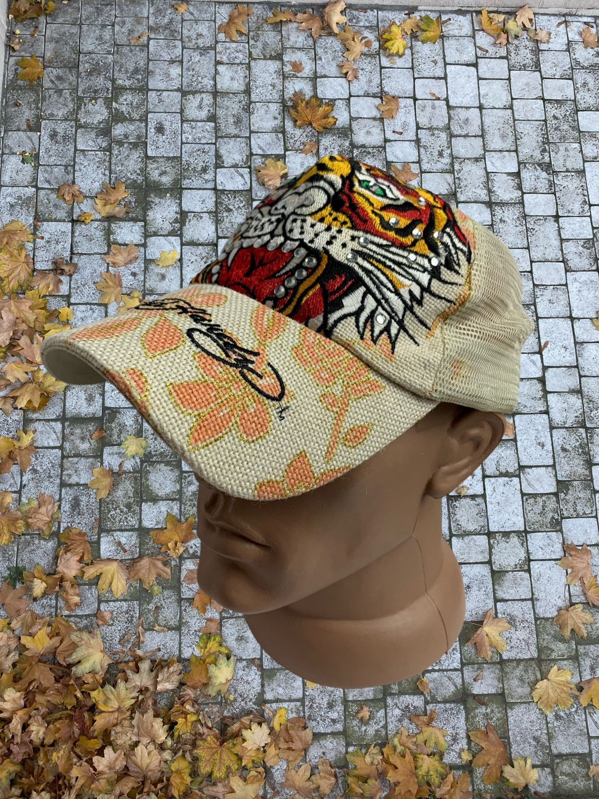 Ed Hardy × Vintage Vintage Ed Hardy cap tracker logo tiger white | Grailed