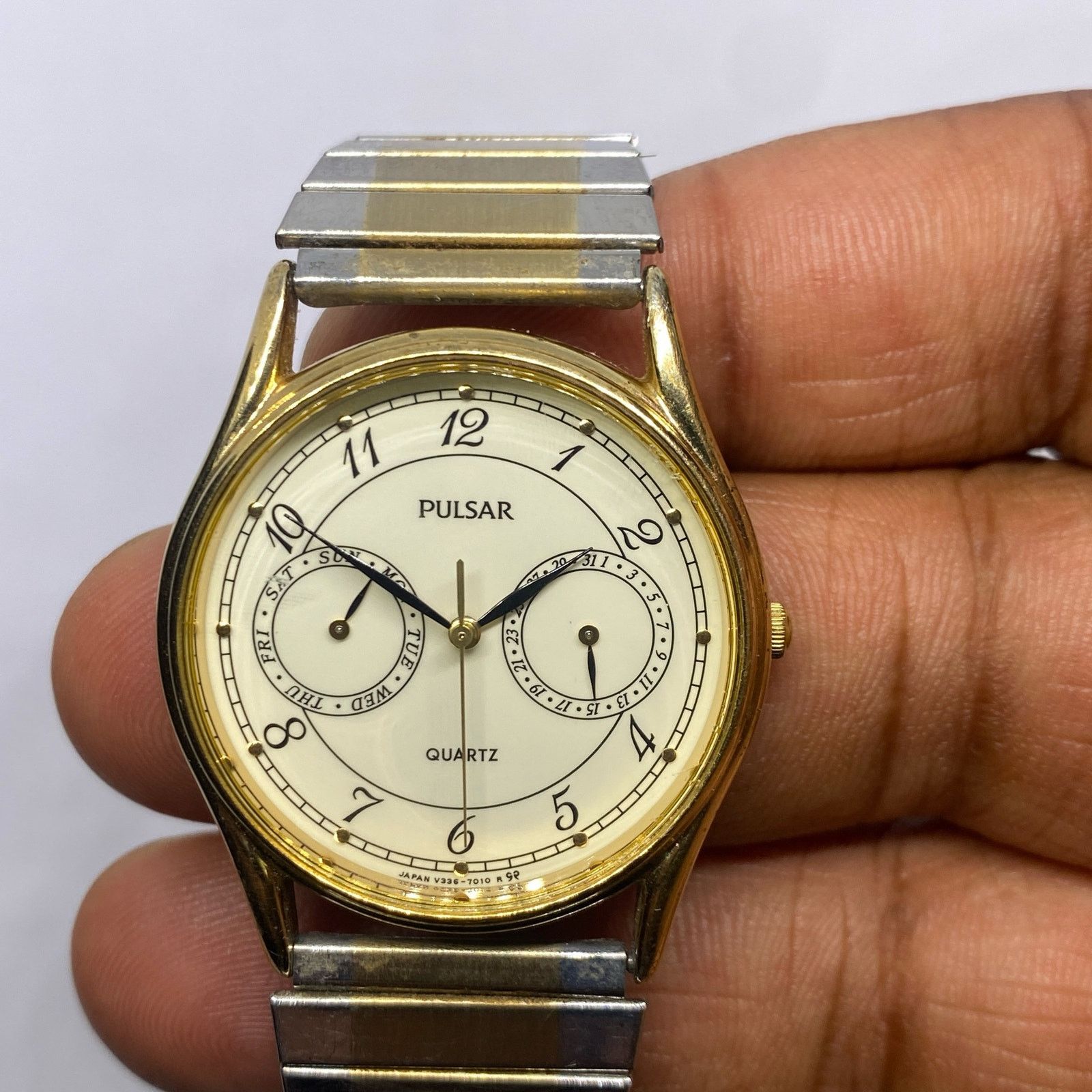 Pulsar Pulsar v336-7000 Two Tone Chronograph Watch New Battery | Grailed