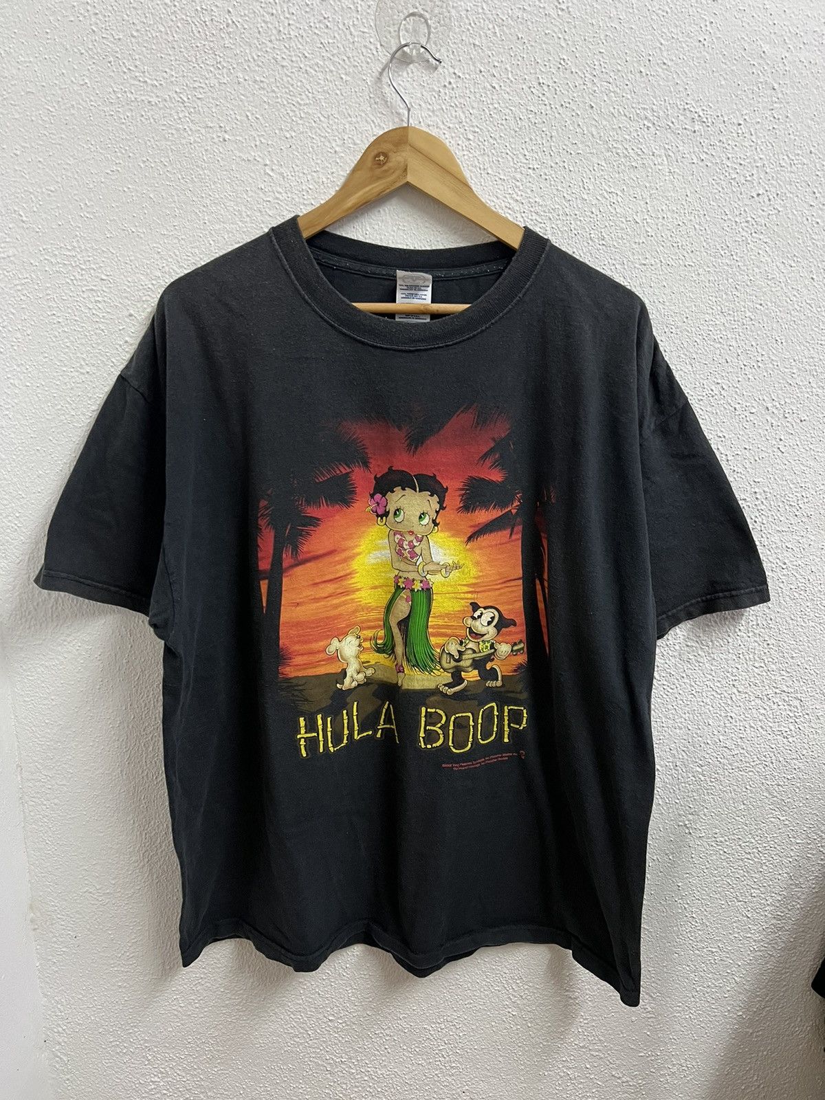 Vintage Vintage 02’ Betty Boop Hula Boop Backhit | Grailed