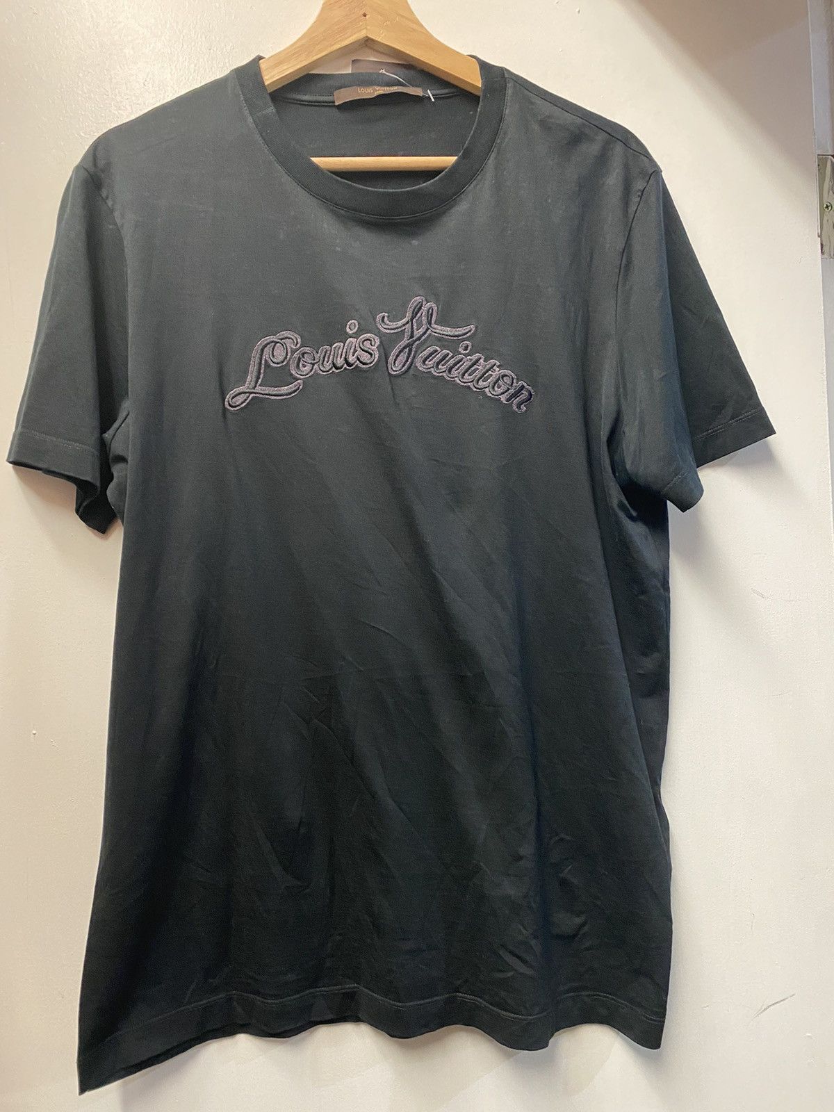 Louis Vuitton Louis Vuitton Cursive Logo Tee Black | Grailed