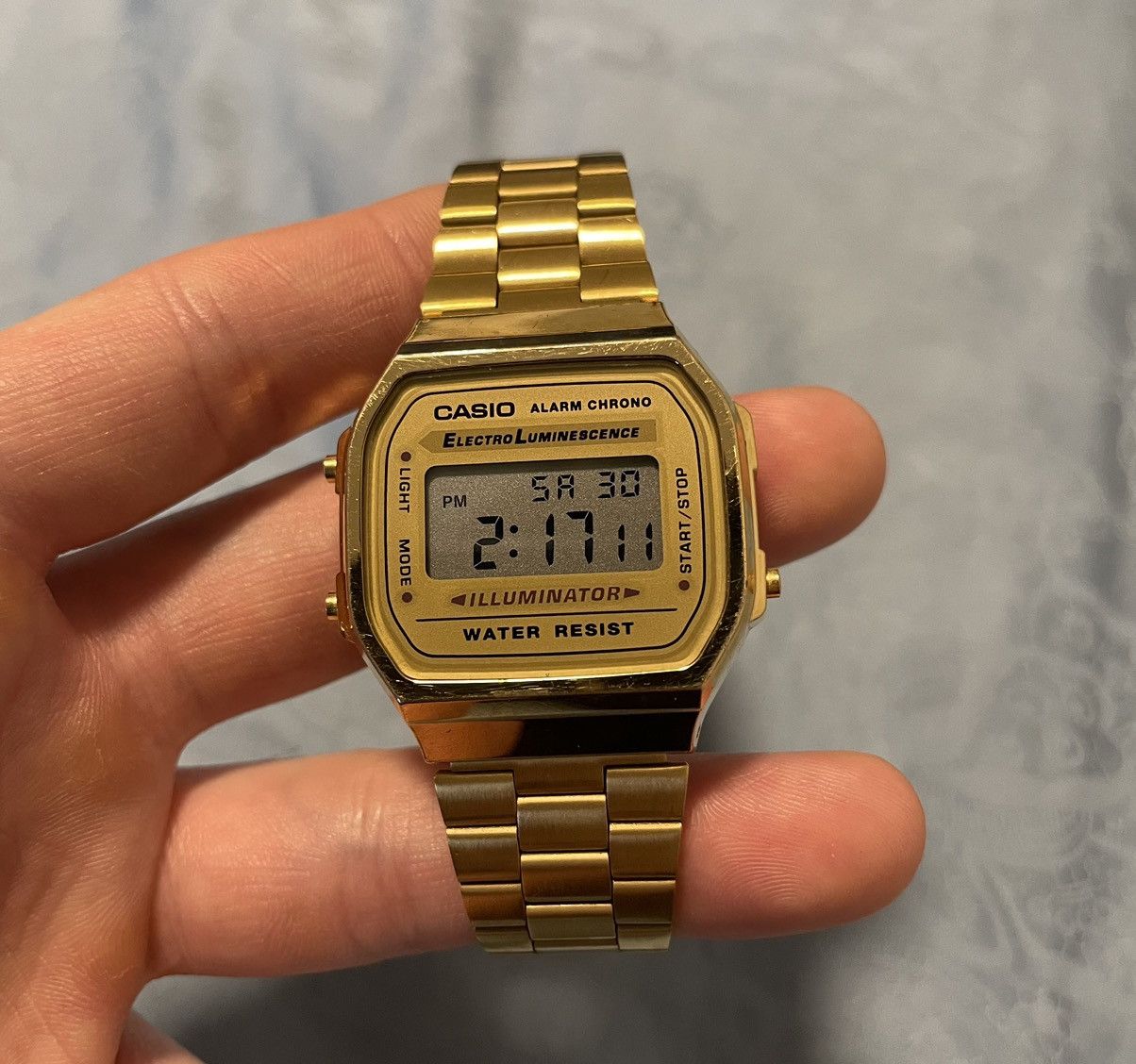 Casio Casio A168WG-9 - Vintage Digital Watch (Gold) | Grailed