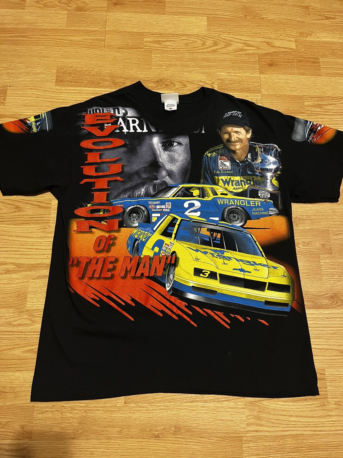 Chase Authentics × NASCAR XL Chase Authentics Dale Earnhardt Tee ...
