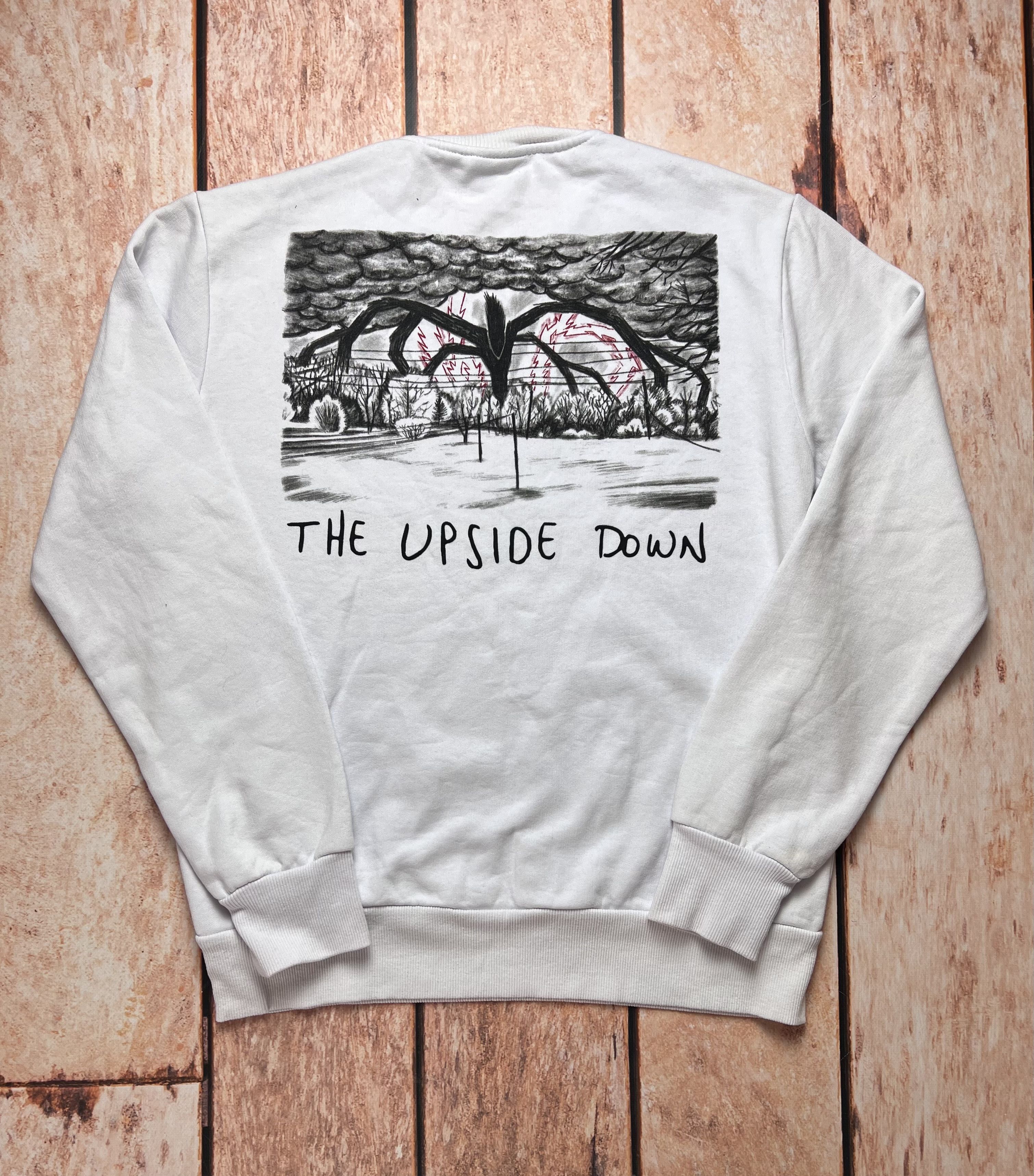 Art × Streetwear × Vintage vintage horror creepy sweatshirt the upside down monster y2k | Grailed