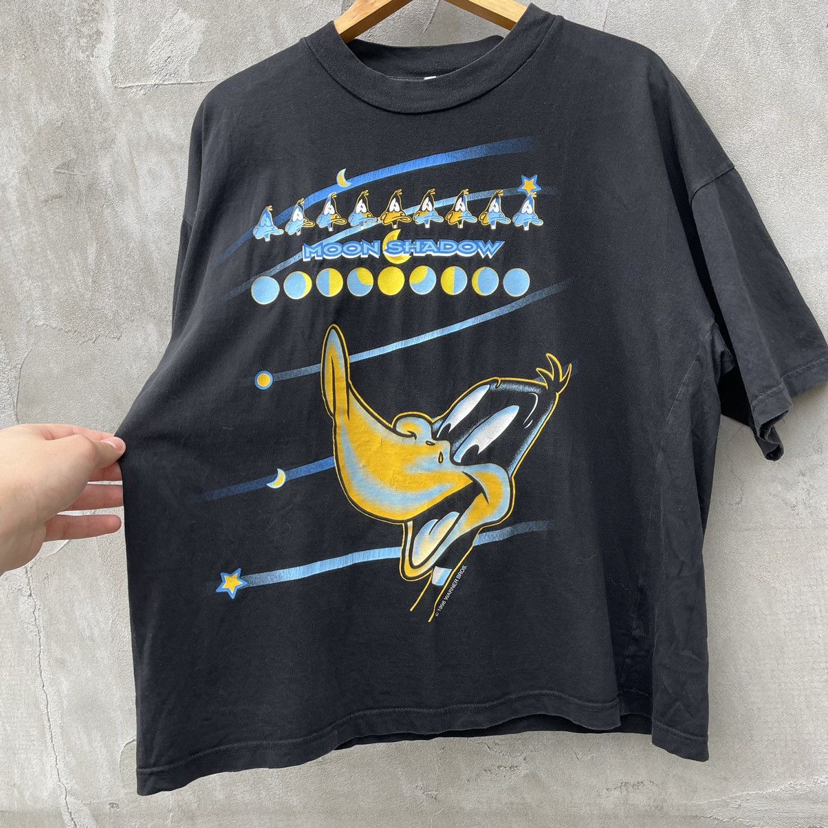 Cartoon Network Vintage 1998 Duffy Duck Moon Shadow T-Shirt | Grailed
