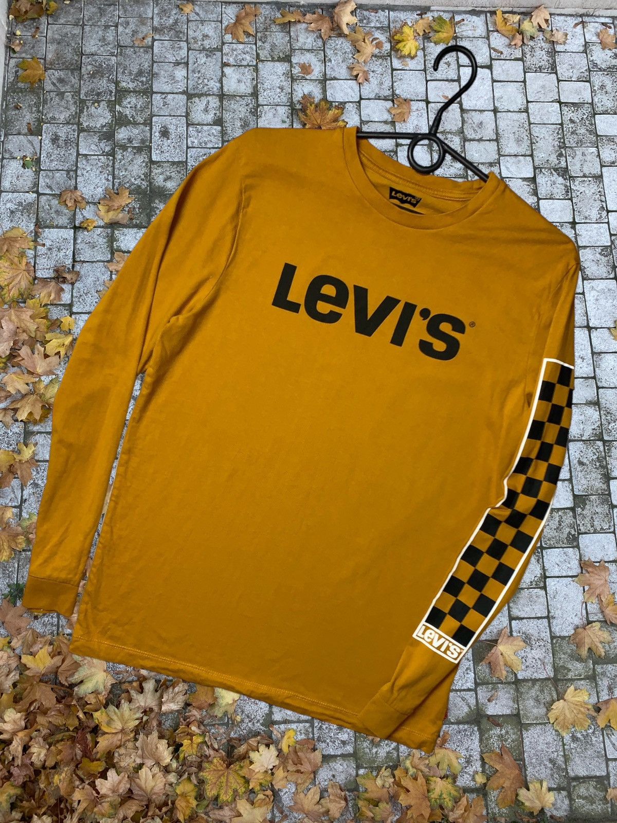 Levi's Long sleeve Levis box logo chess | Grailed