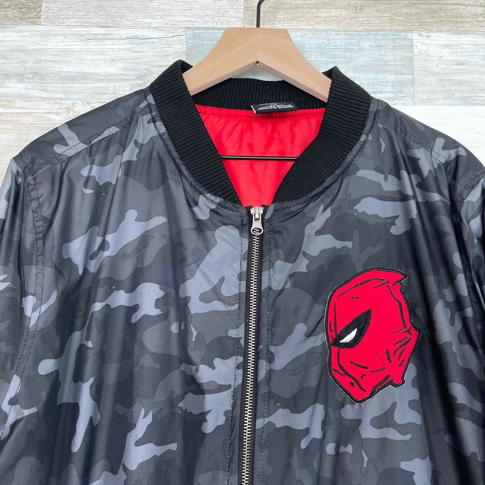 Marvel Comics Marvel Deadpool Camouflage Bomber Puffer Jacket Mens XXL ...