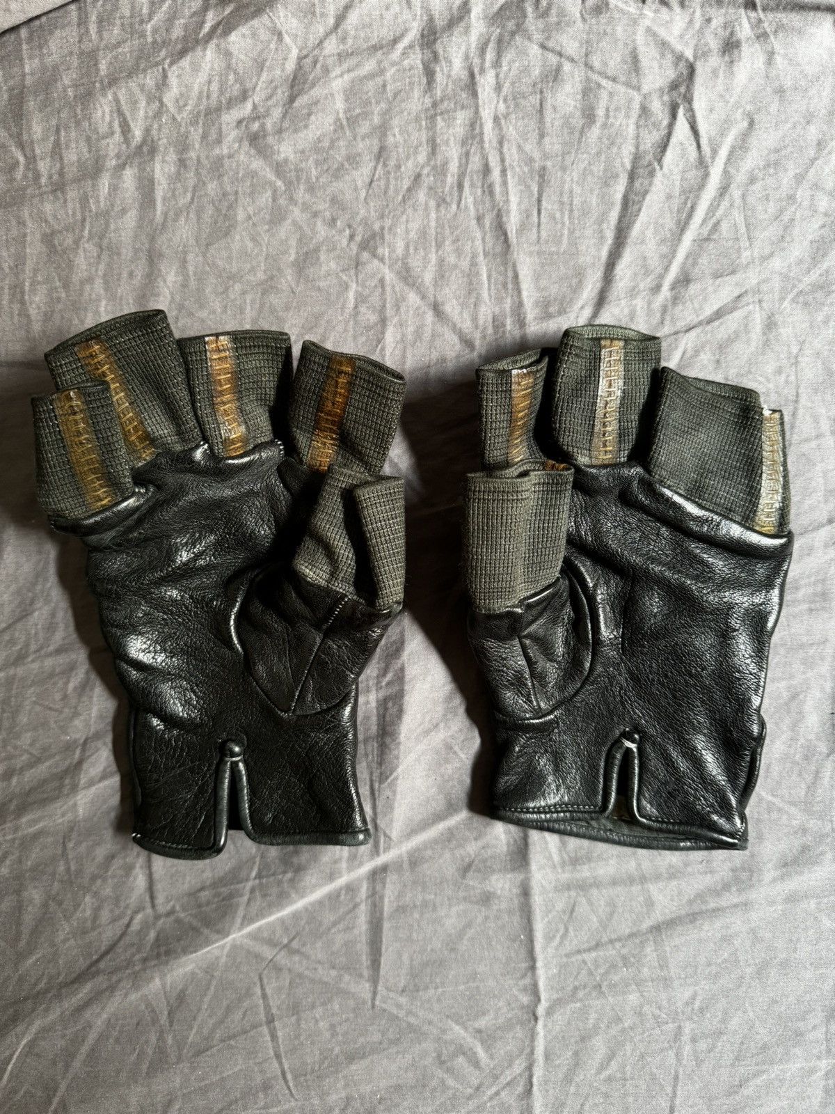 Carol Christian Poell CCP LEATHER GLOVES | Grailed