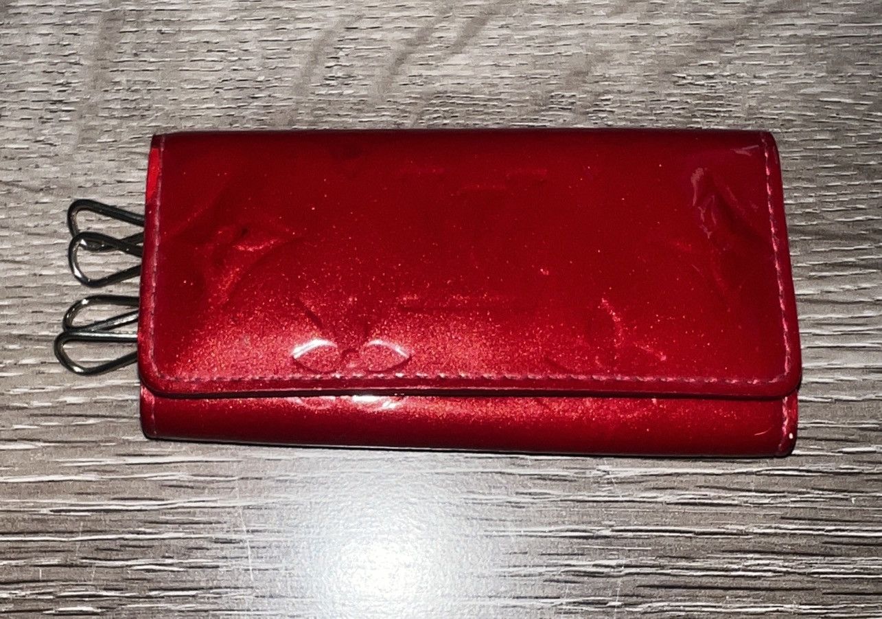 Louis Vuitton Louis Vuitton Red Key Holder | Grailed