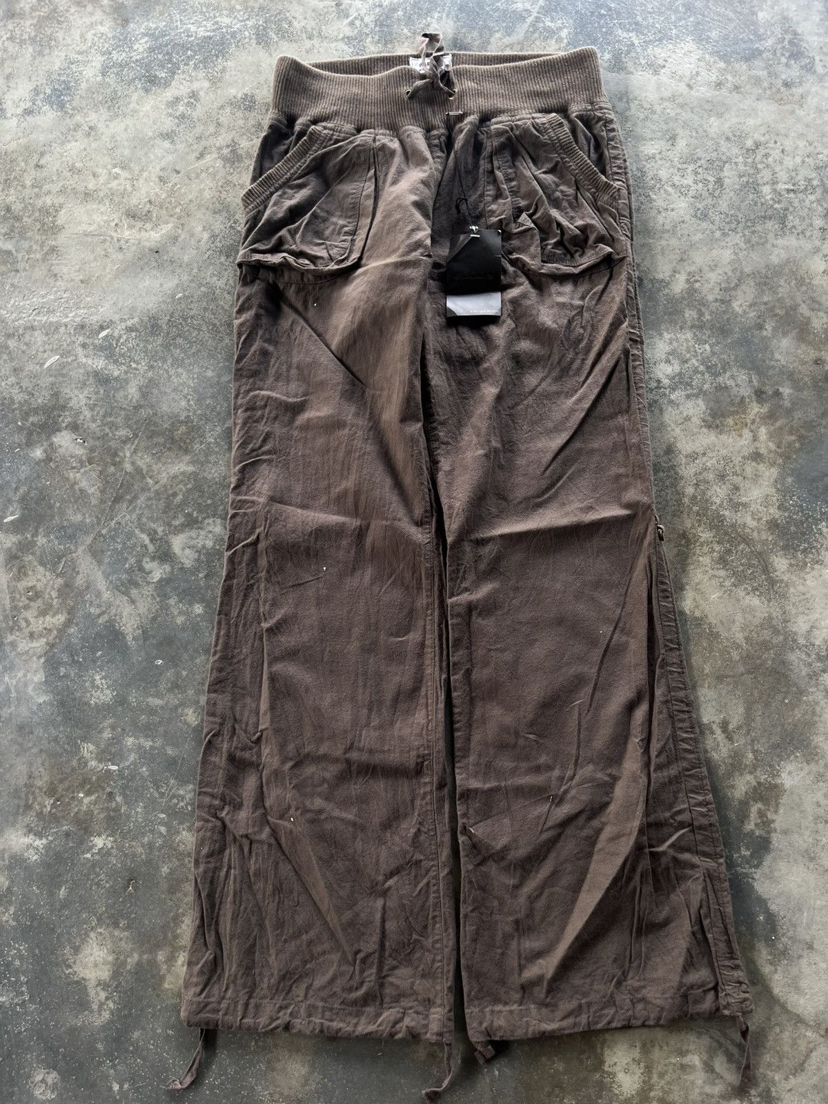 GOA Rare Deadstock GOA parachute flared cargo pants | Grailed