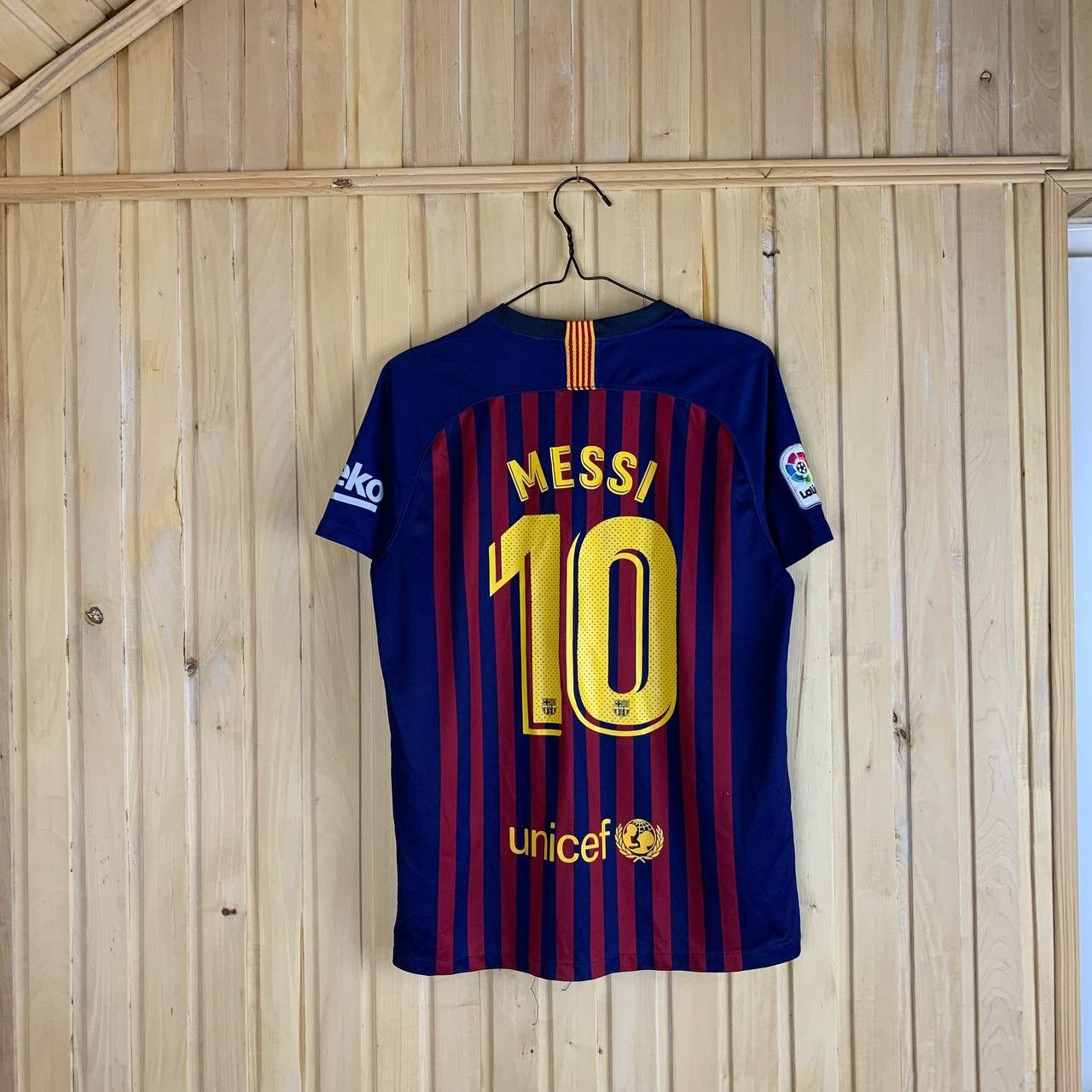 Nike Rare! Vintage Messi 10 Nike FC Barcelona Football Shirt | Grailed