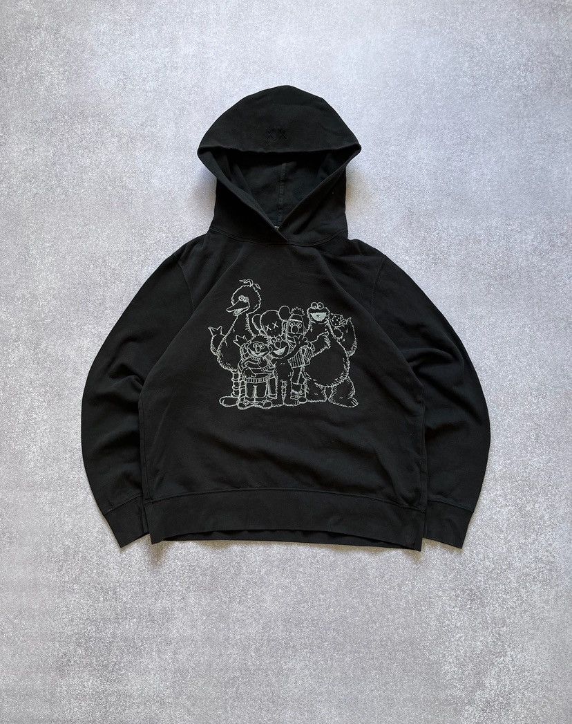 Kaws × Streetwear × Uniqlo Kaws x Sesame Street Uniqlo Boxy Hoodie Y2K ...