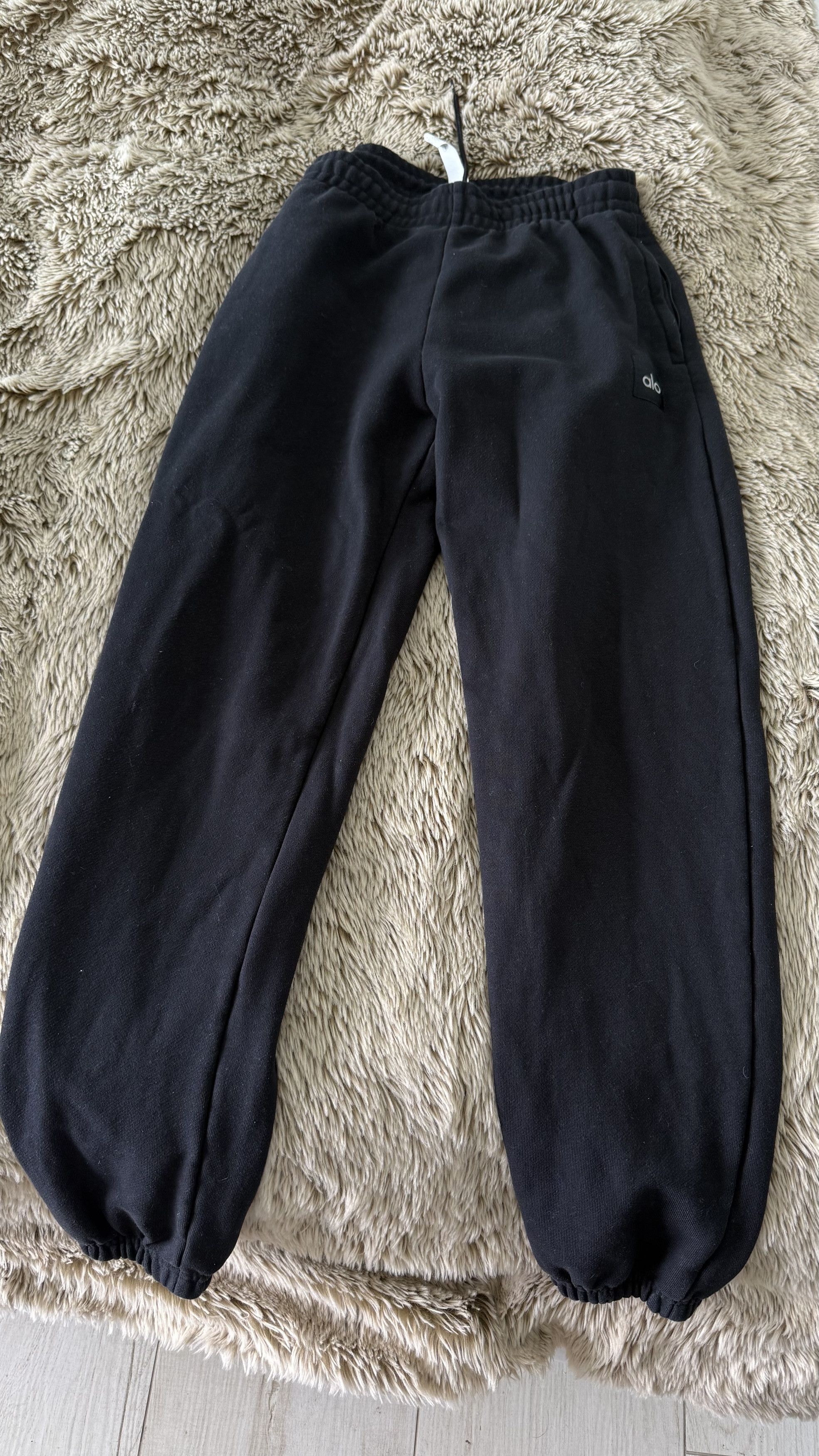 Alo CUFFED RENOWN HEAVY WEIGHT SWEATPANT | Grailed