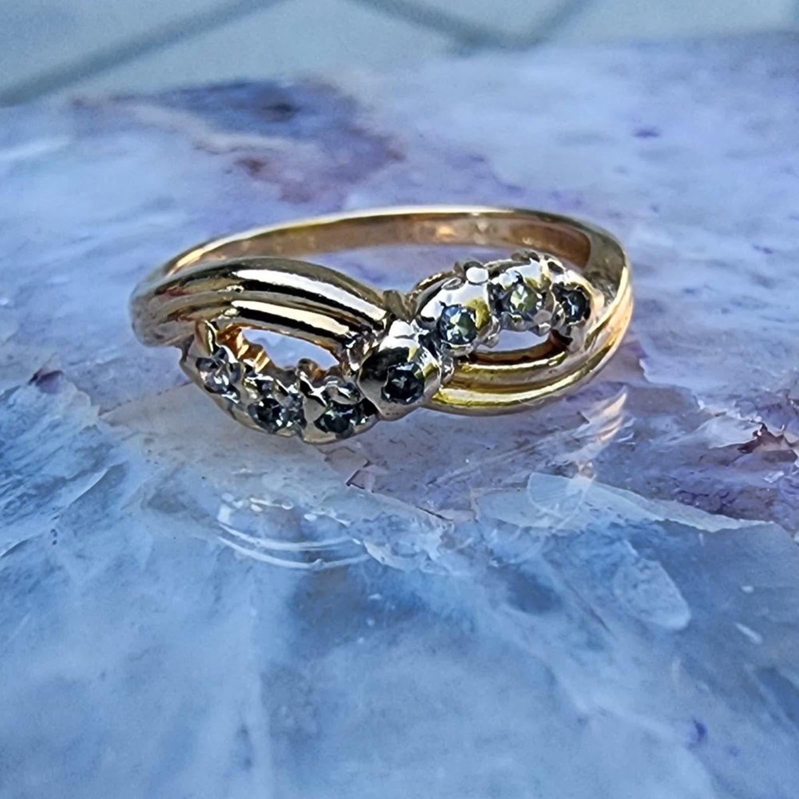 Vintage 14K Yellow Gold Infinity Symbol Diamond Accent Pinky Ring | Grailed