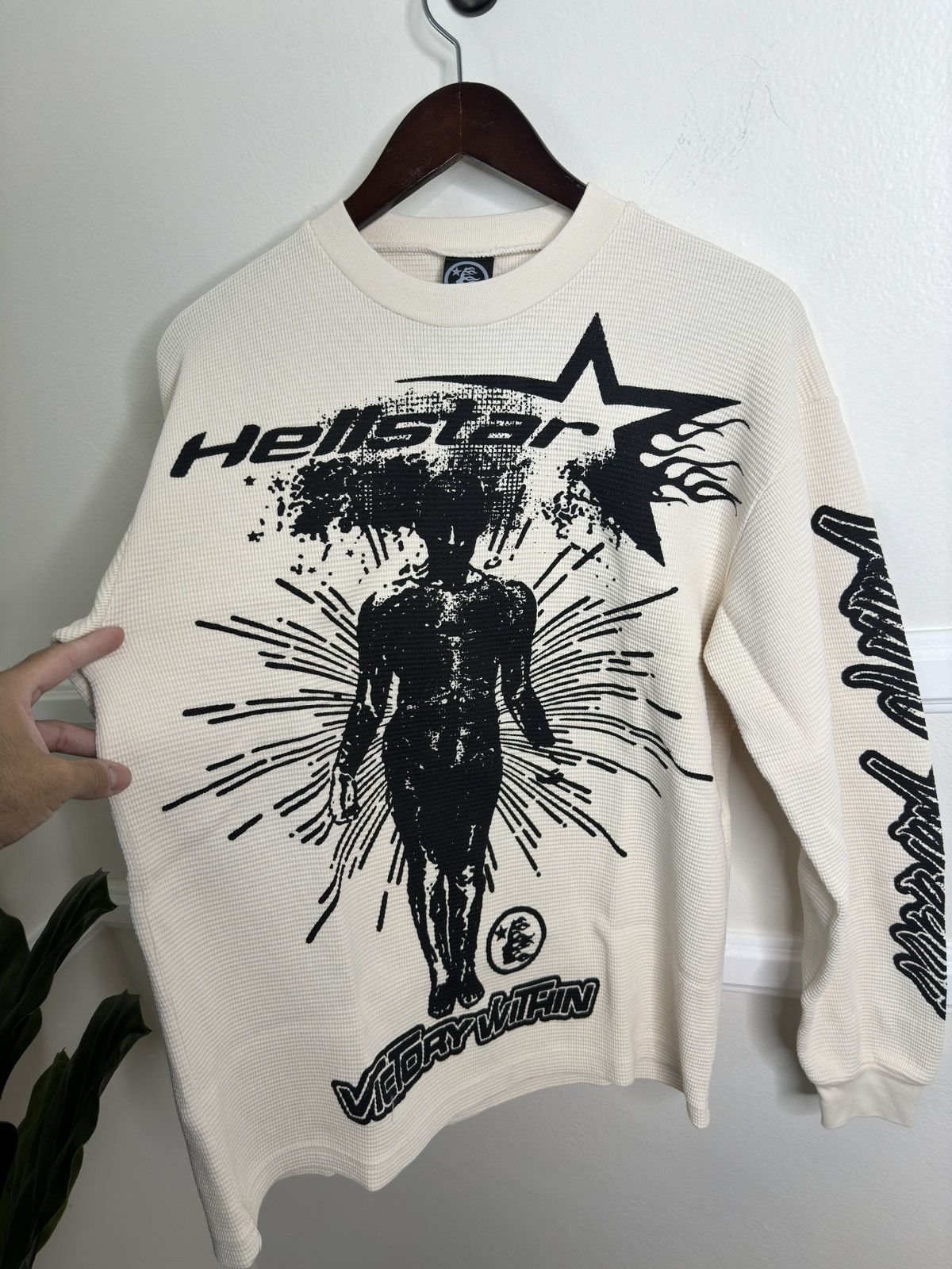 HELLSTAR Hellstar Studios Victory Thermal Cream | Grailed