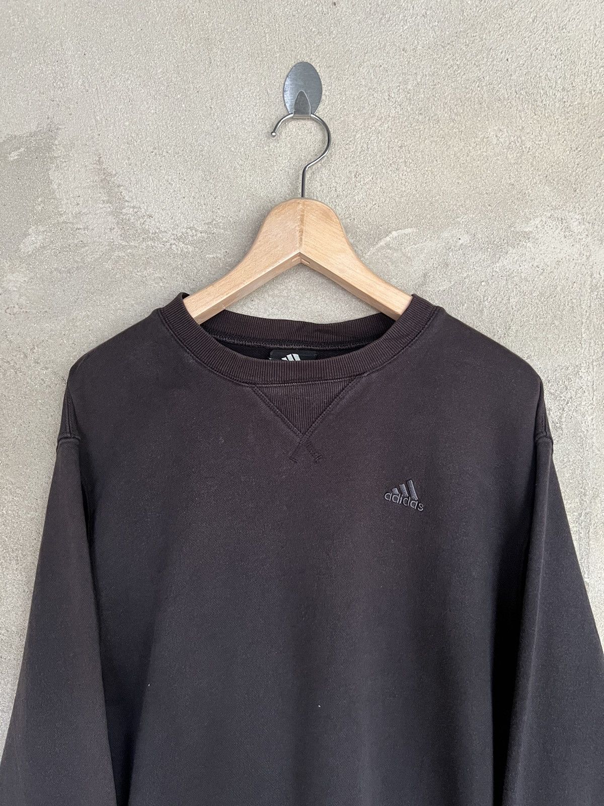 Adidas Adidas Small Logo Sweatshirt | Grailed
