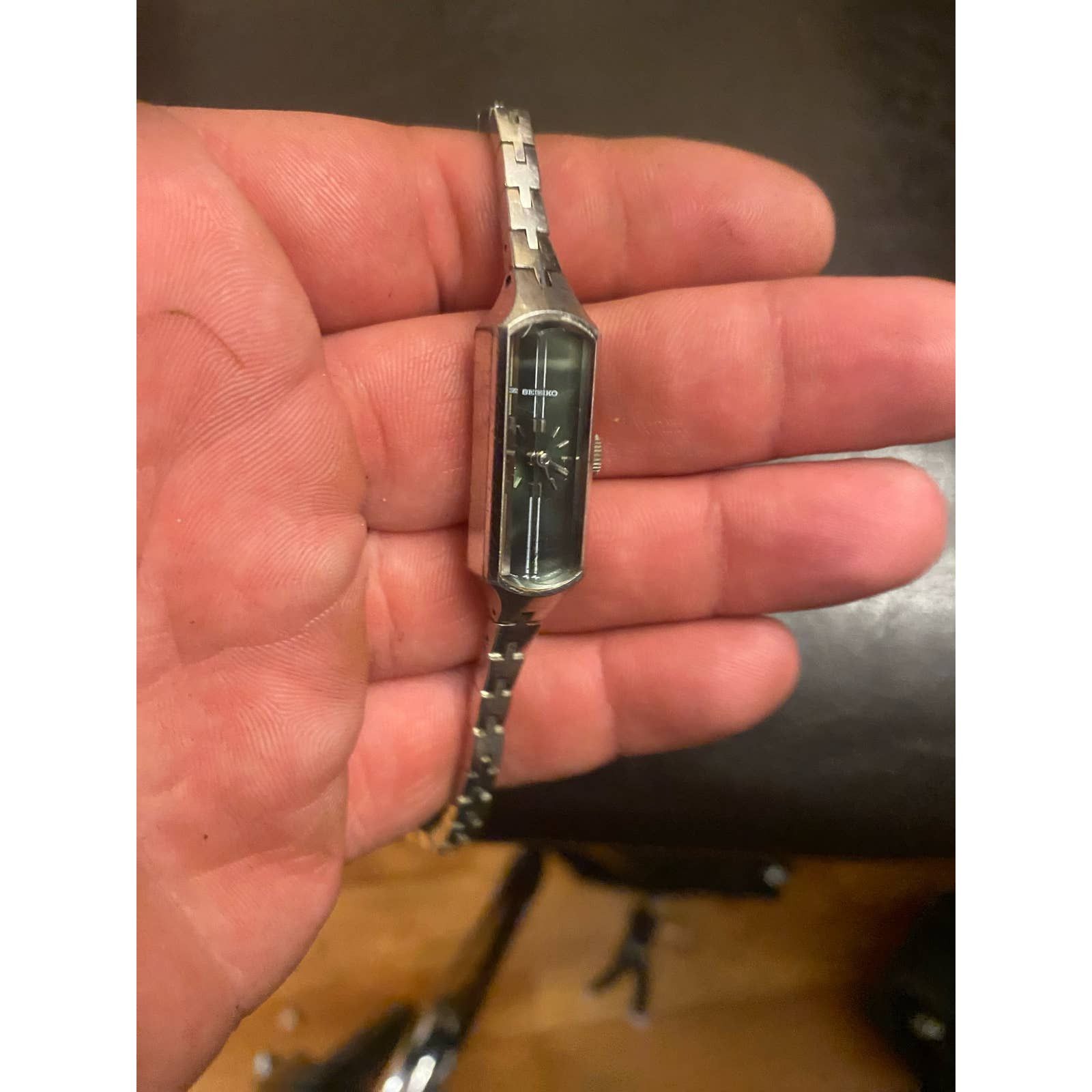 Seiko Vintage Seiko Beveled Face Silver Tone Women’s Watch! | Grailed