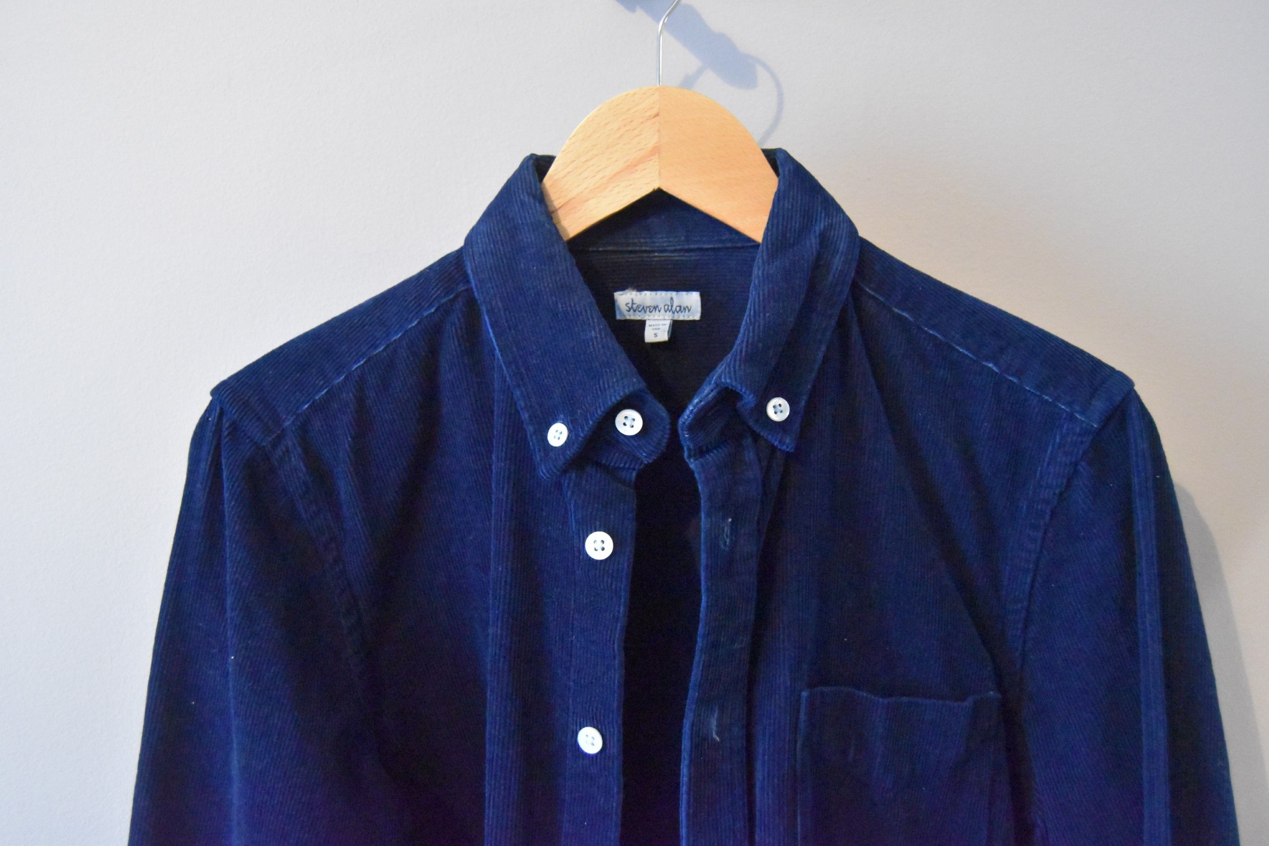 Steven Alan Steven Alan MiUSA indigo overdyed thick corduroy shirt ...