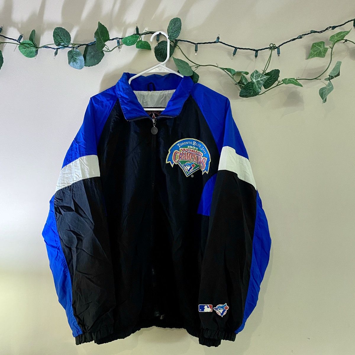 Vintage Vintage 1992 Toronto Blue Jays MLB Windbreaker jacket | Grailed