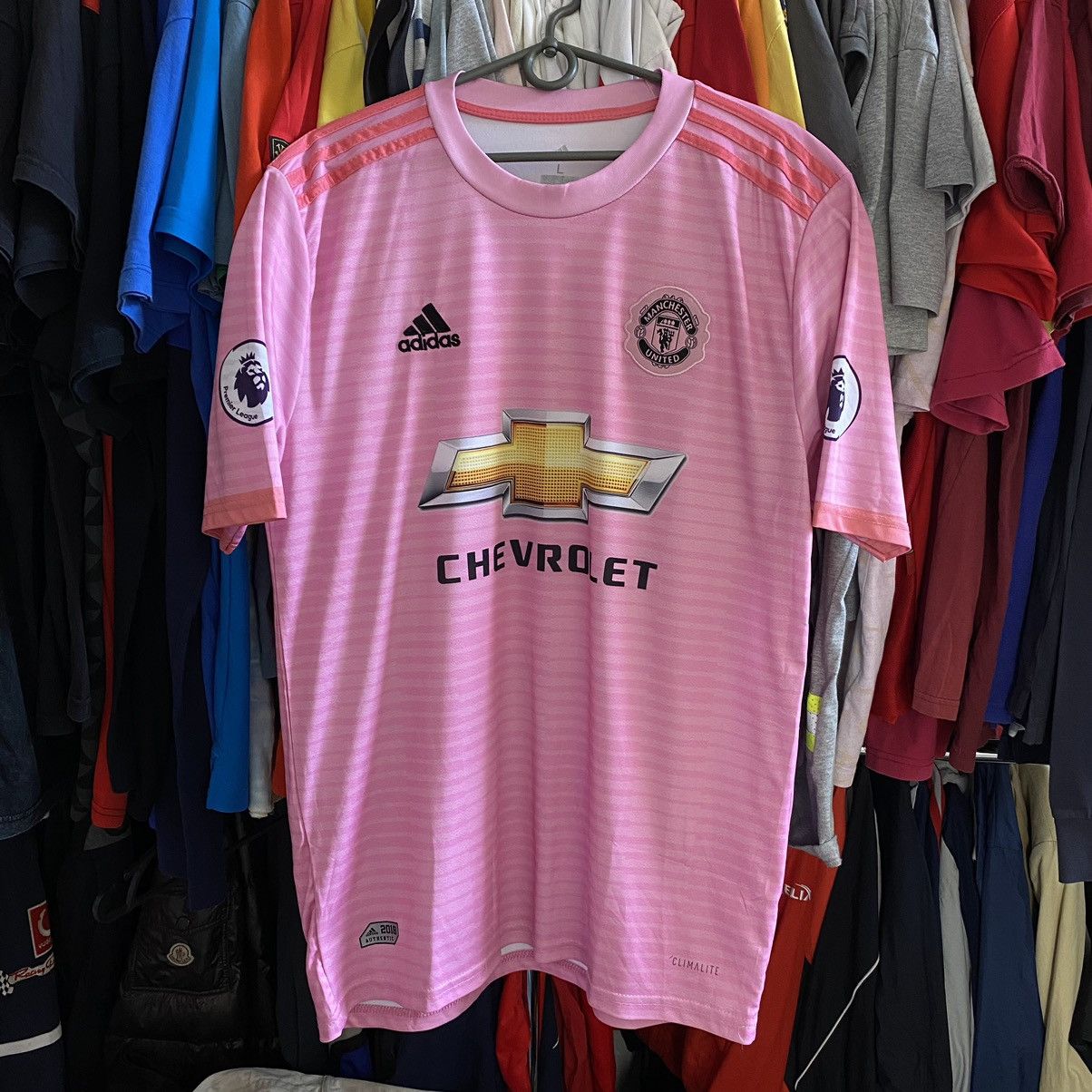 Adidas Vintage Adidas Manchester United Chevrolet soccer jersey | Grailed